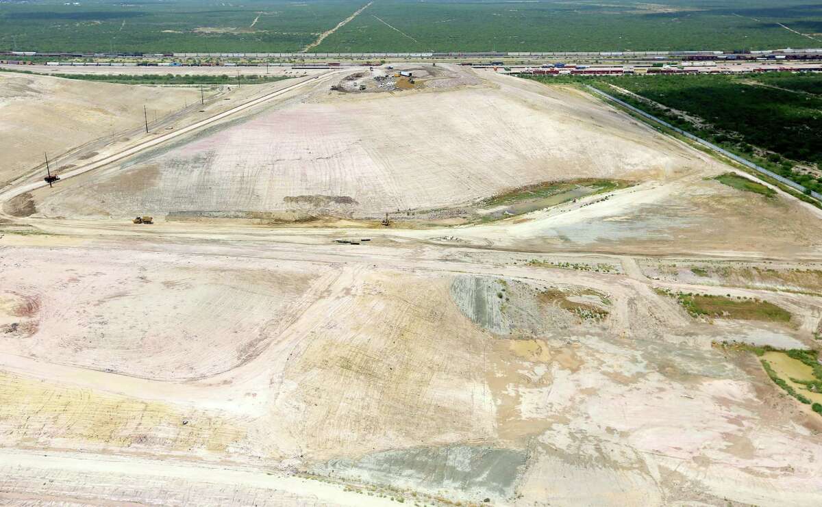 Hearing in Laredo to address controversial landfill plan