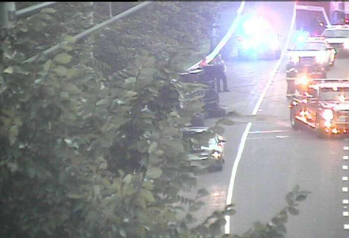Lane reopens after I-95 crash in Greenwich