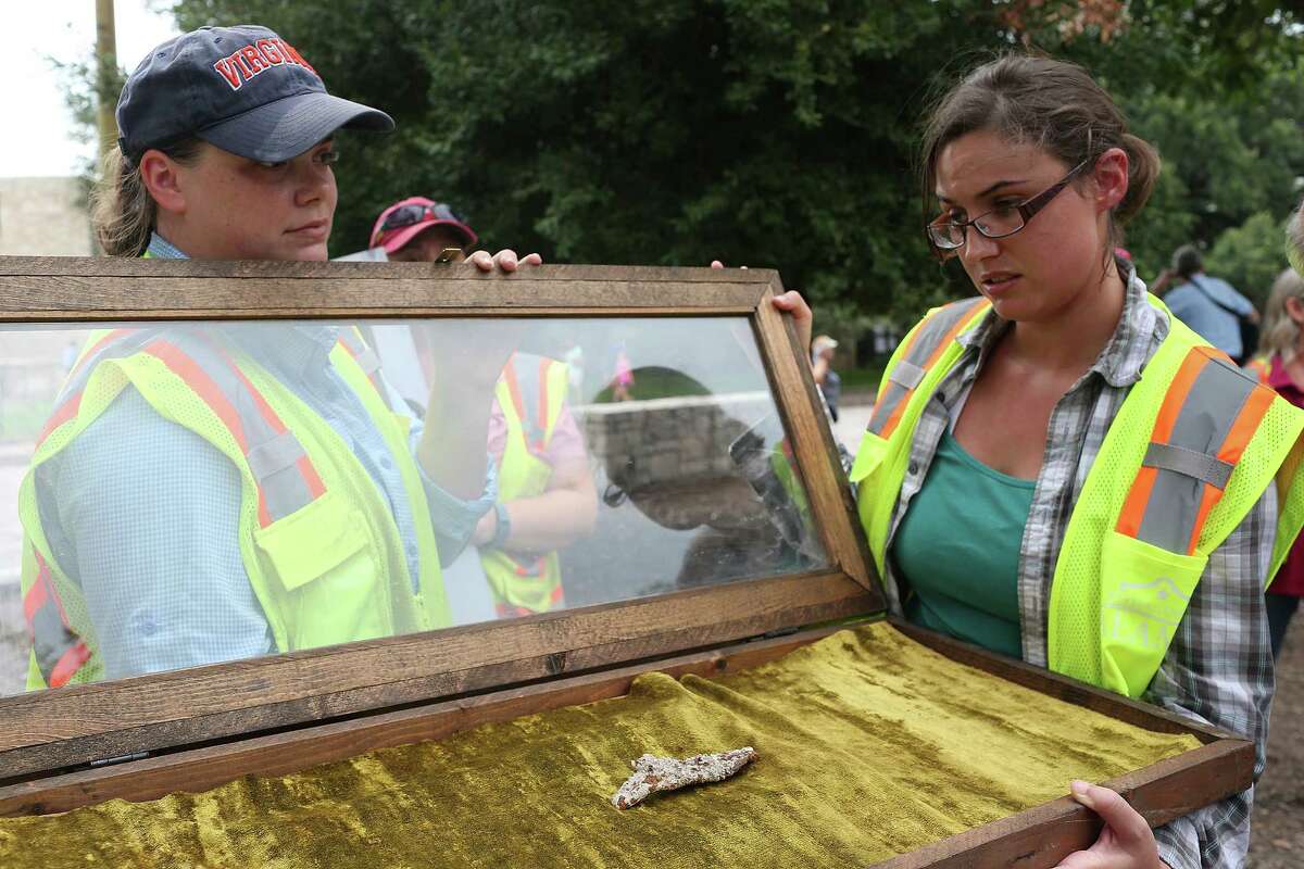 Archaeological dig that uncovered about 1,700 artifacts in Alamo Plaza ...