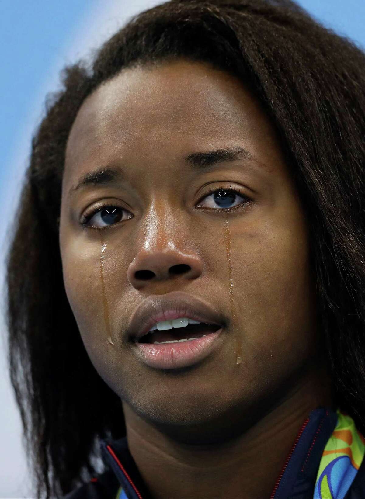 Stanford swimmer Simone Manuel makes Olympic history