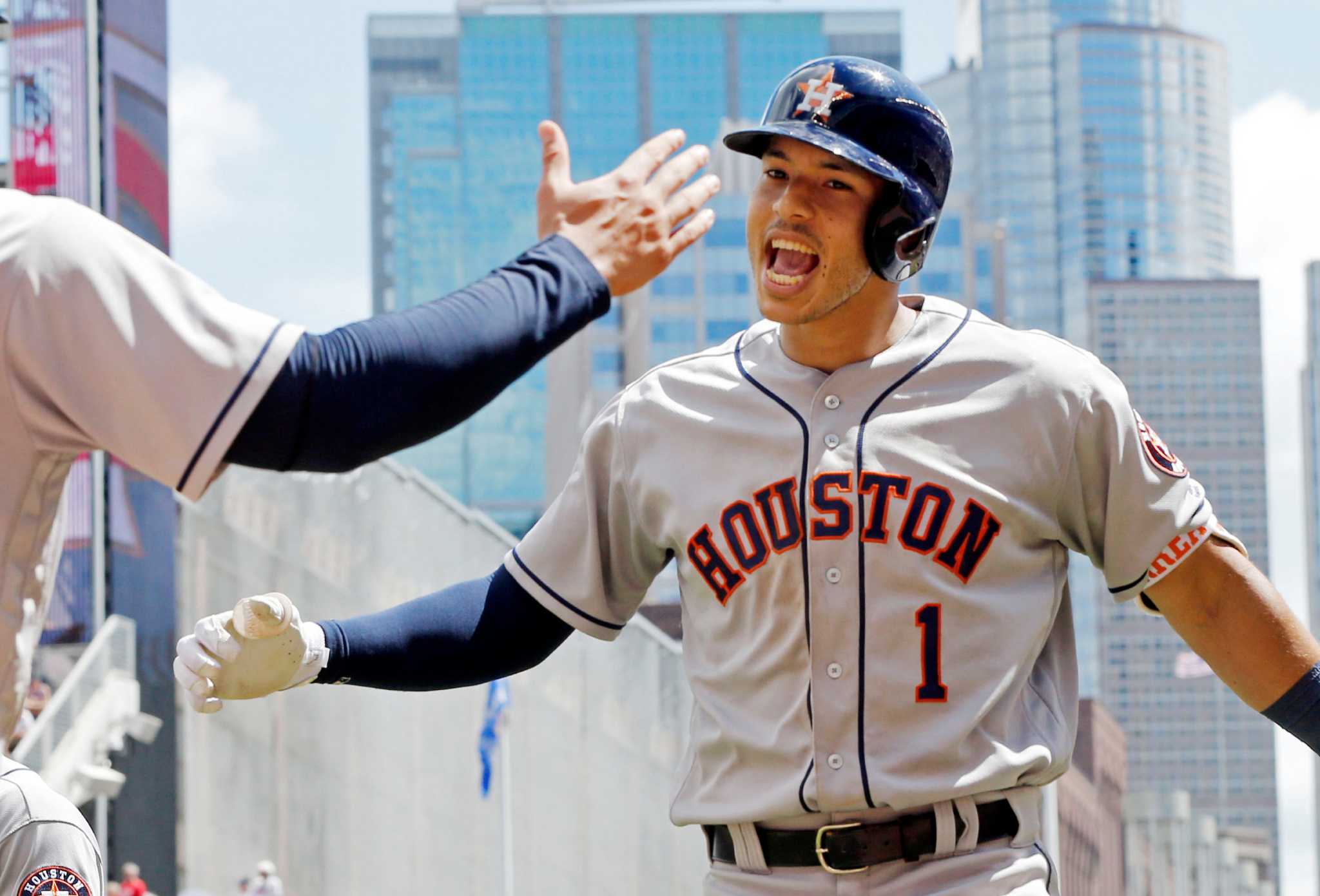 Astros' Carlos Correa excited for Puerto Rican gold medalist