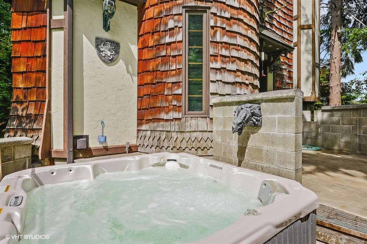 Incredible medieval castle just 45 miles from Seattle