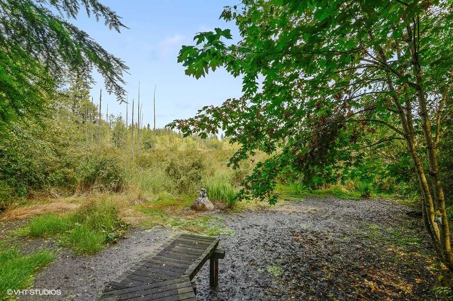 Incredible medieval castle just 45 miles from Seattle - seattlepi.com
