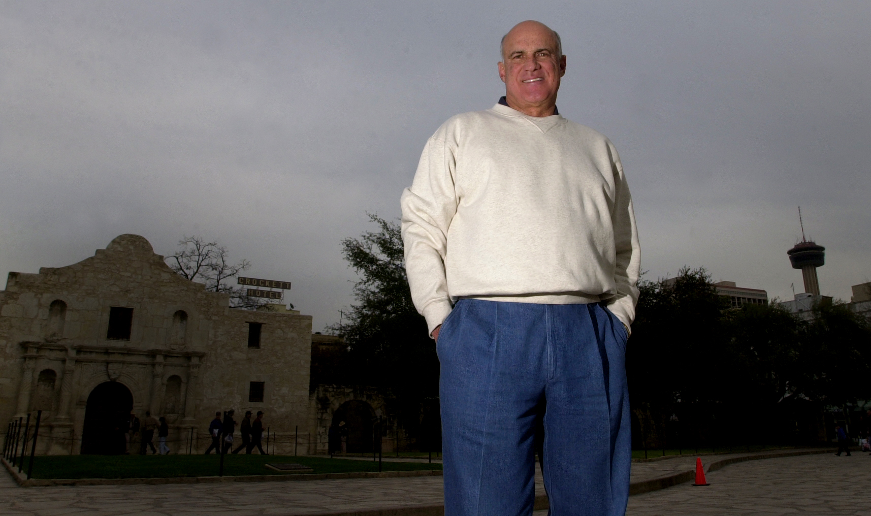 Texas Sports Hall of Fame to honor S.A. native Davalos