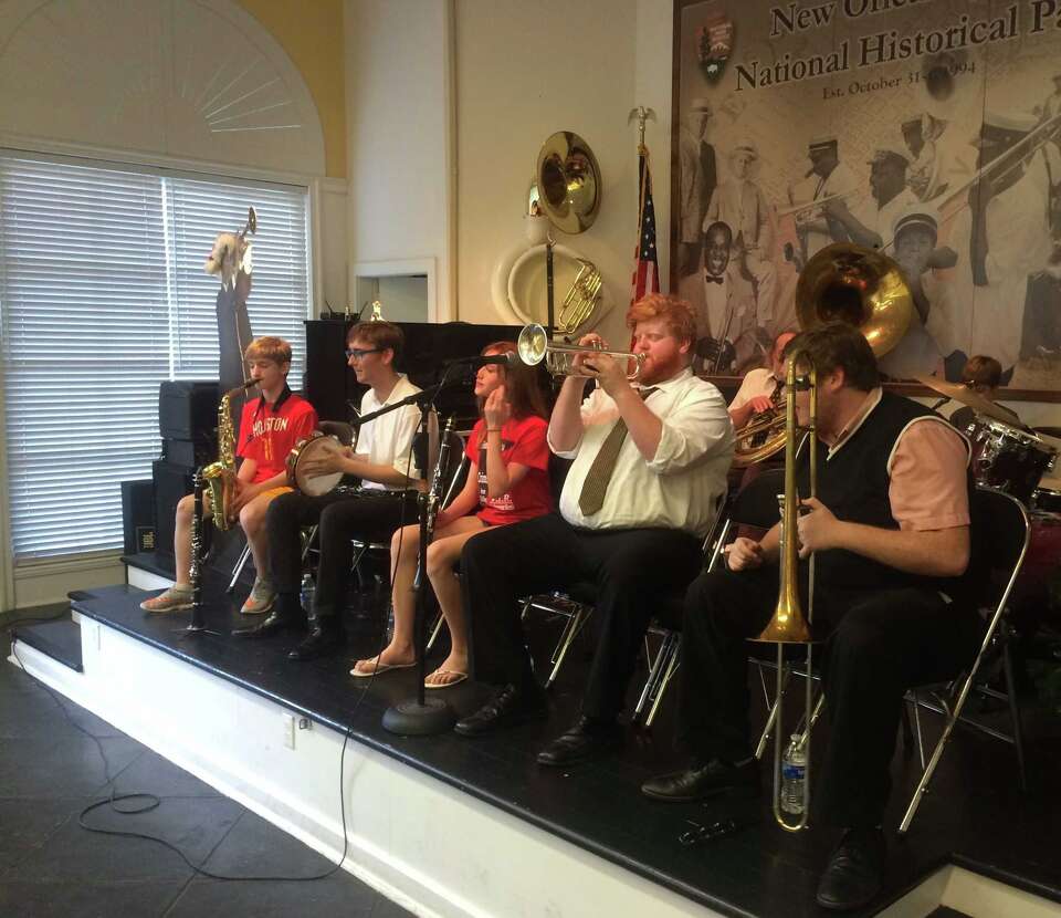 New Orleans tour explores origins of jazz