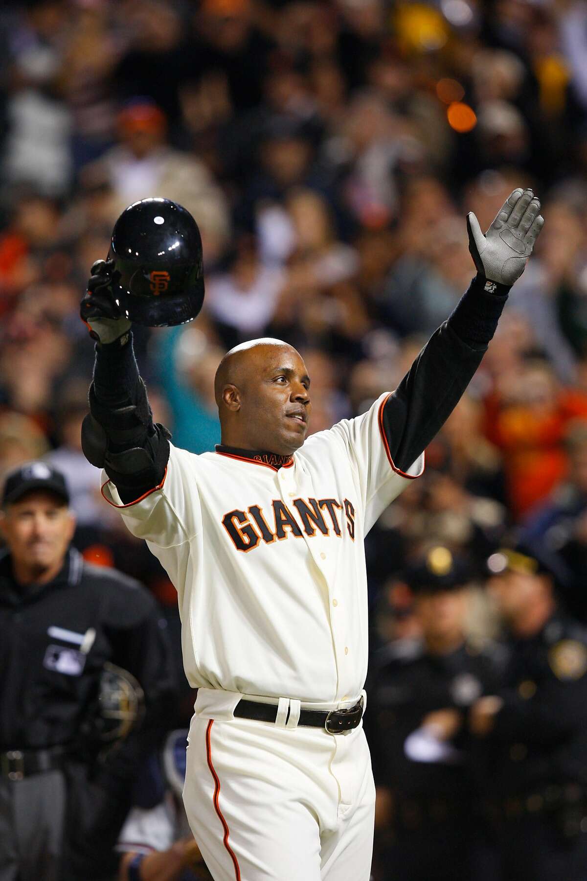 10 years later, Barry Bonds reflects on record-setting HR