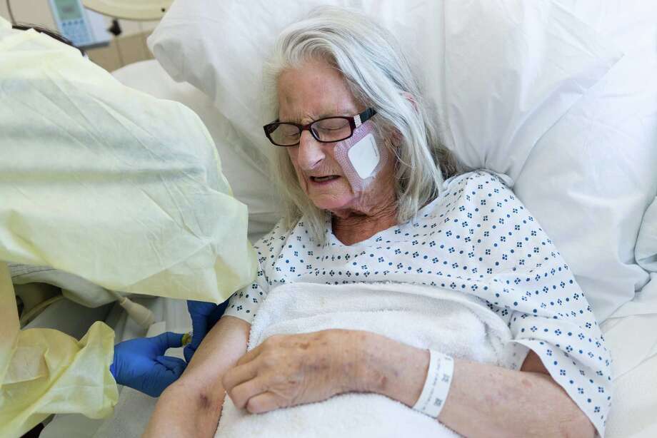Elderly hospital patients arrive sick, often leave disabled - Houston ...