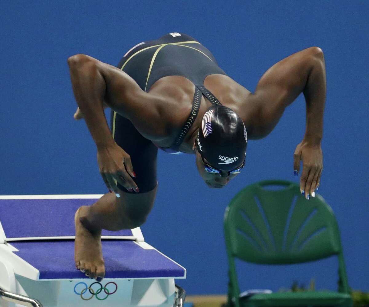 Simone Manuel rules in pool and on larger front