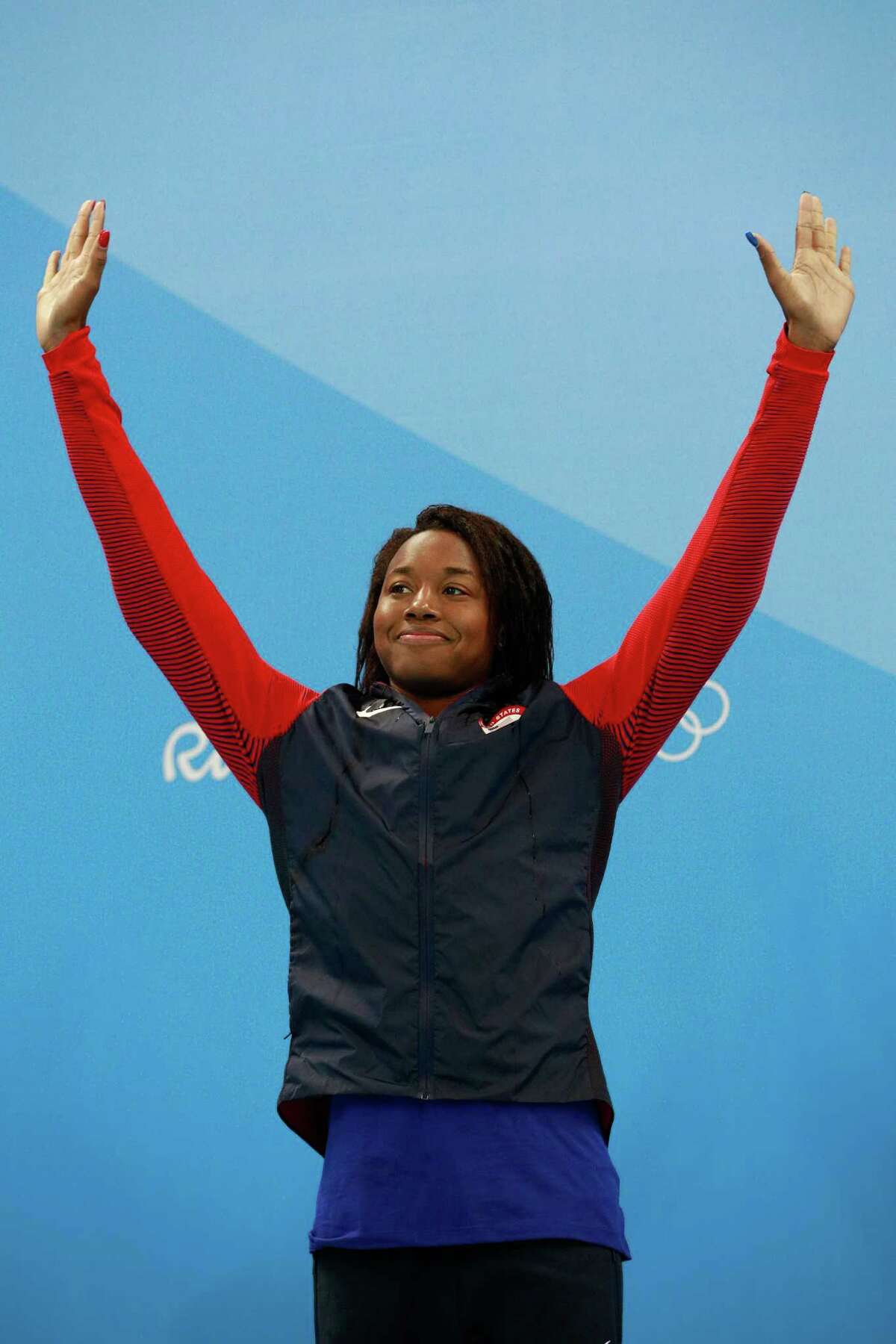 Simone Manuel wins gold, silver