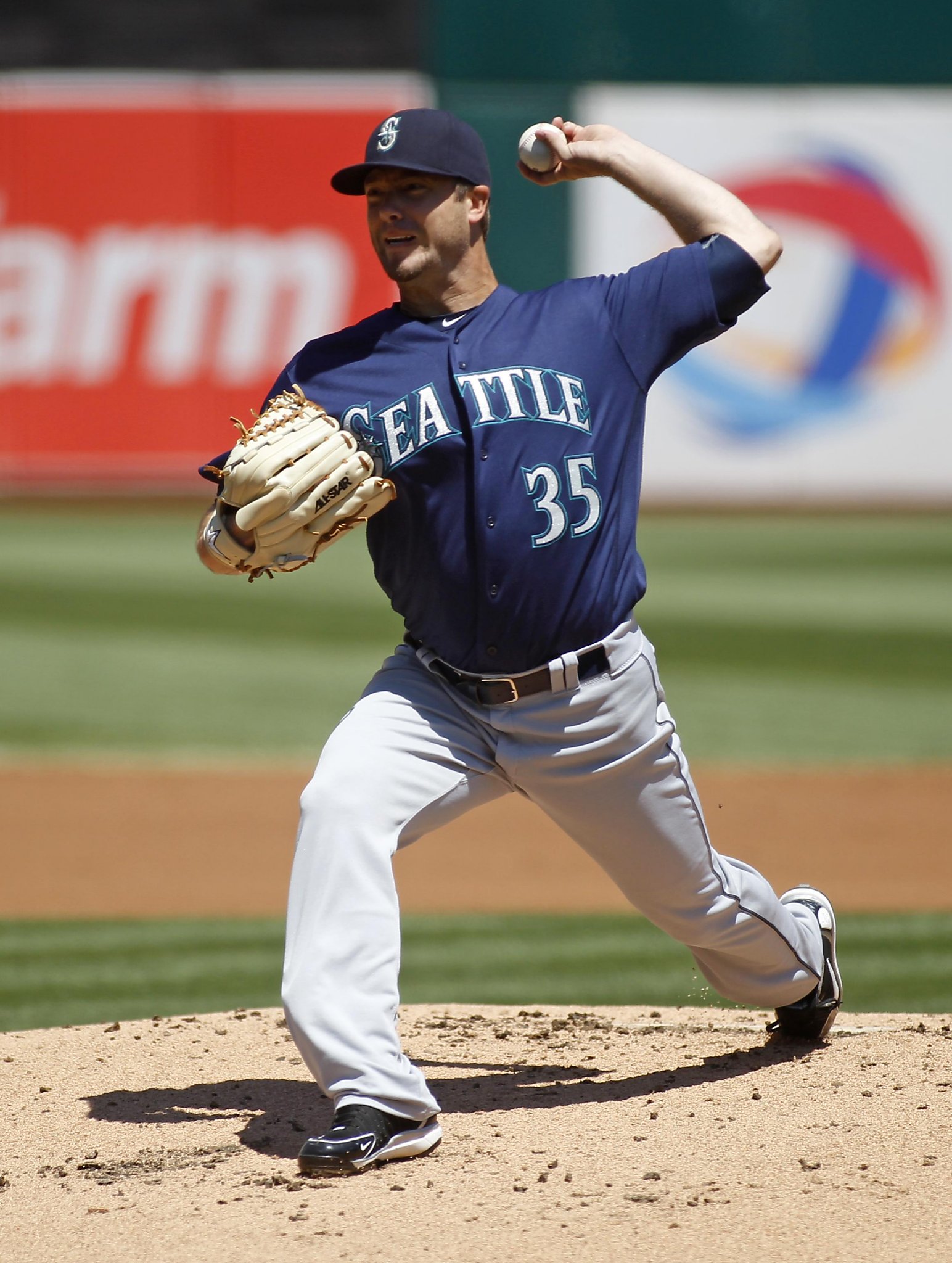 Mariners recall LHP James Paxton, DFA LHP Wade LeBlanc