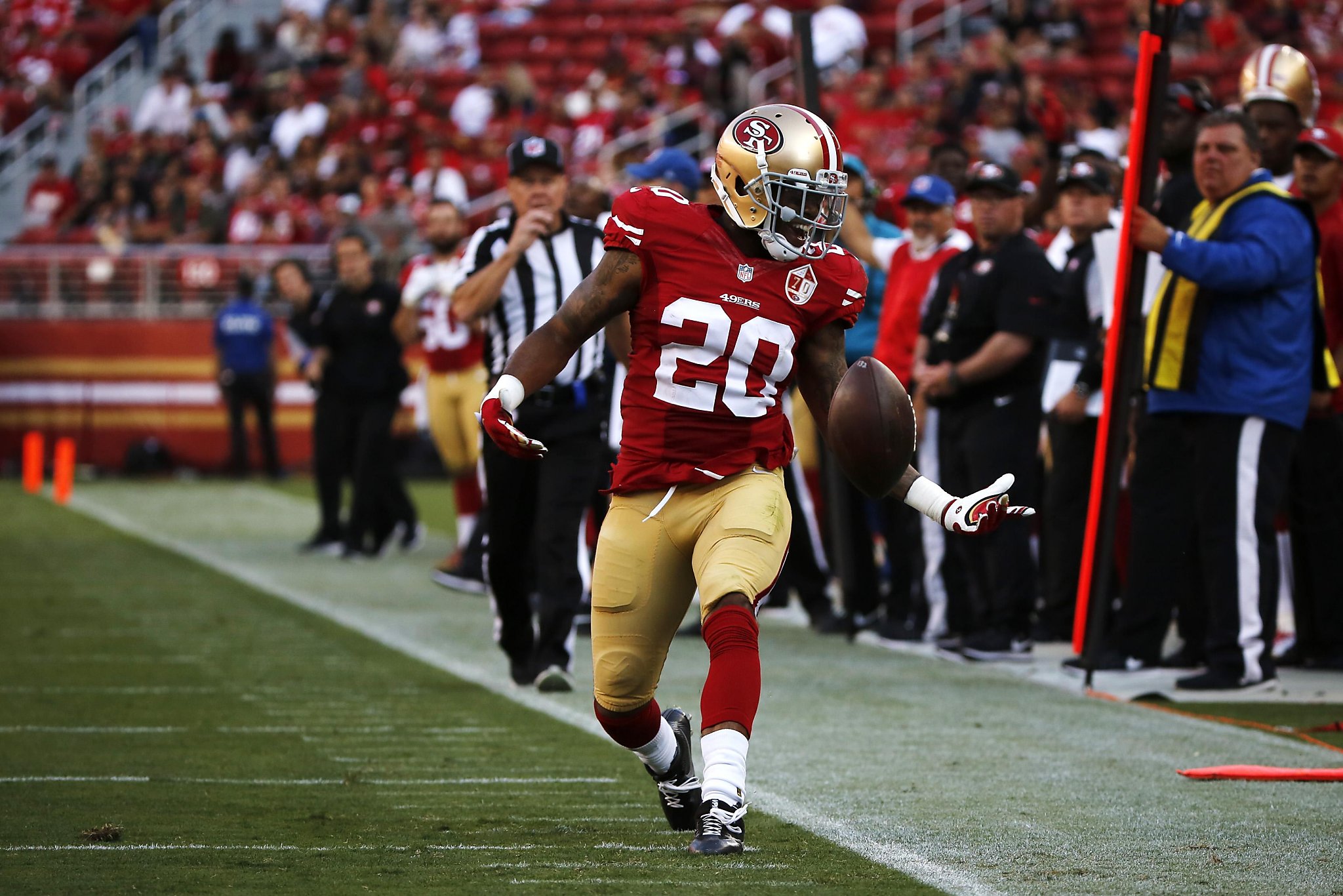 49ers trade CB Acker to Chiefs