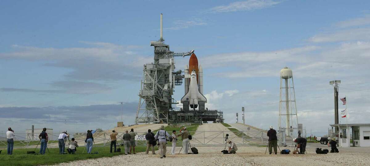 Despite hurdles, space shuttle was key to a grander vision
