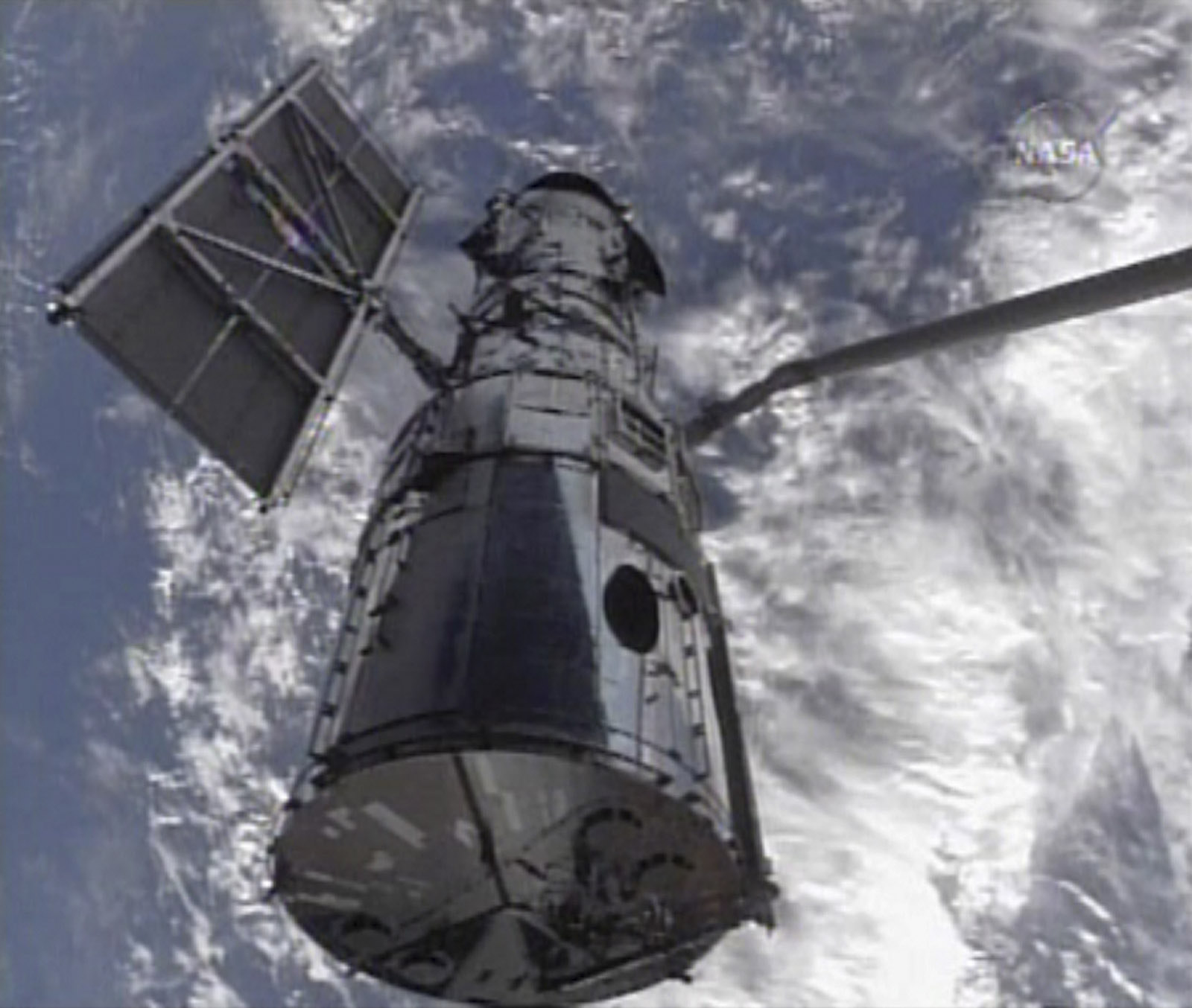 Eileen Collins Nasa Daughter Hug