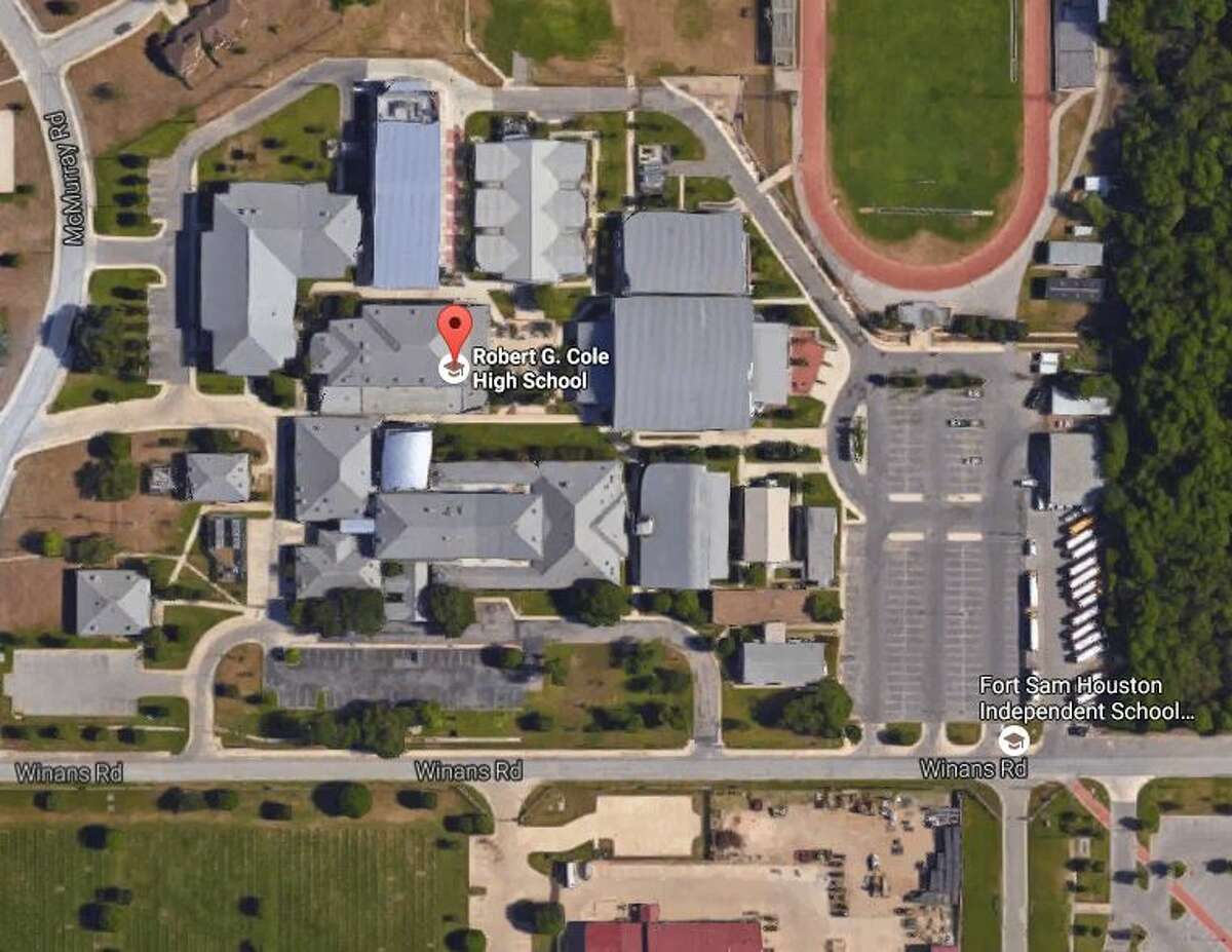 Edgewood ISD trustee resigns three months into job