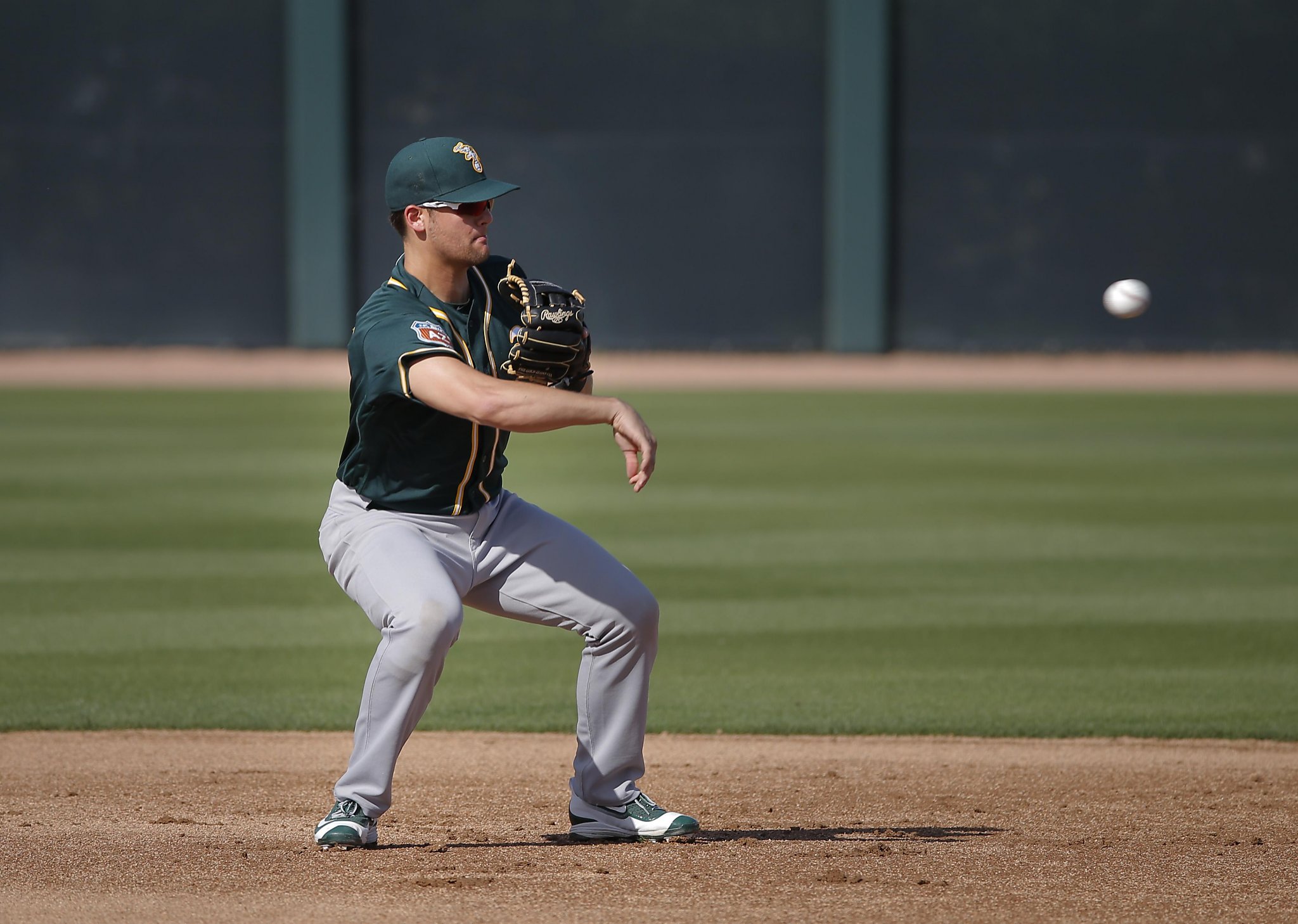 A’s add Chad Pinder; Tyler Ladendorf to DL, setting team record
