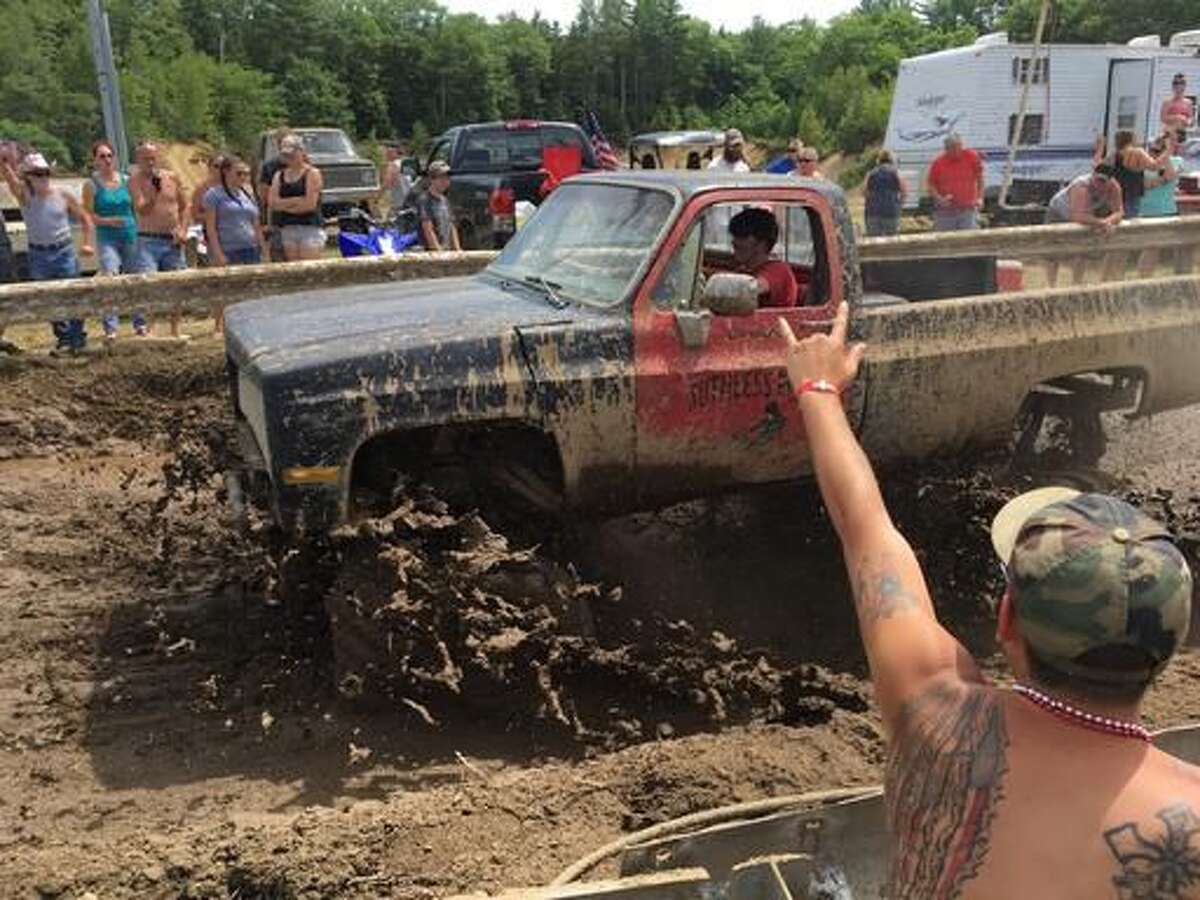 Heck, yeah! Rednecks hold their blanking Summer Games