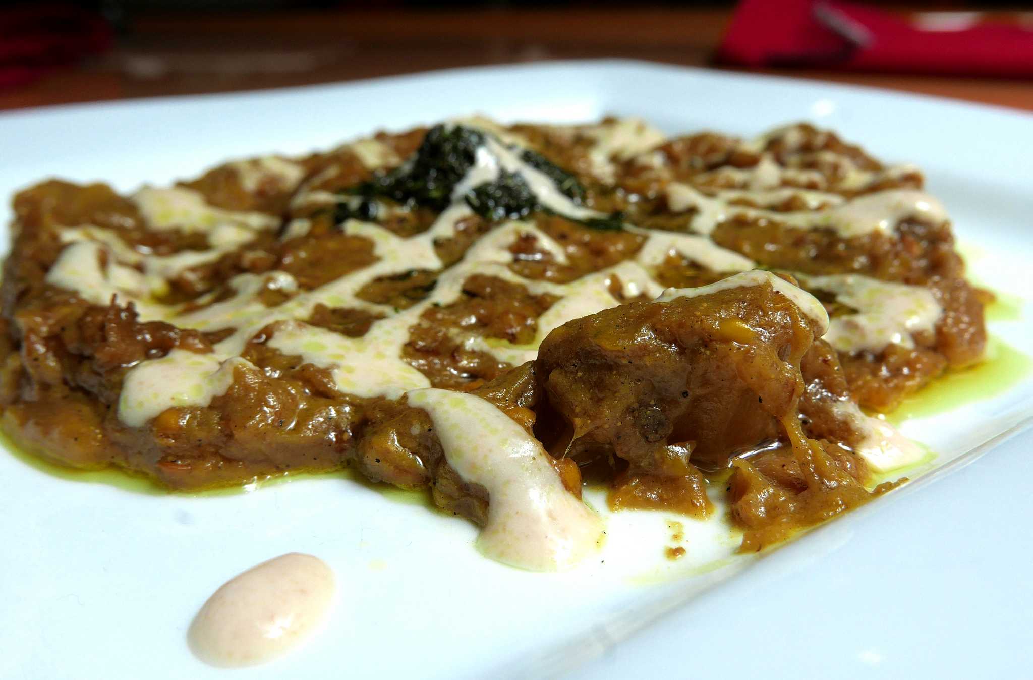 Review: At Zaytune, the Middle Eastern dishes are good, but the Persian ...