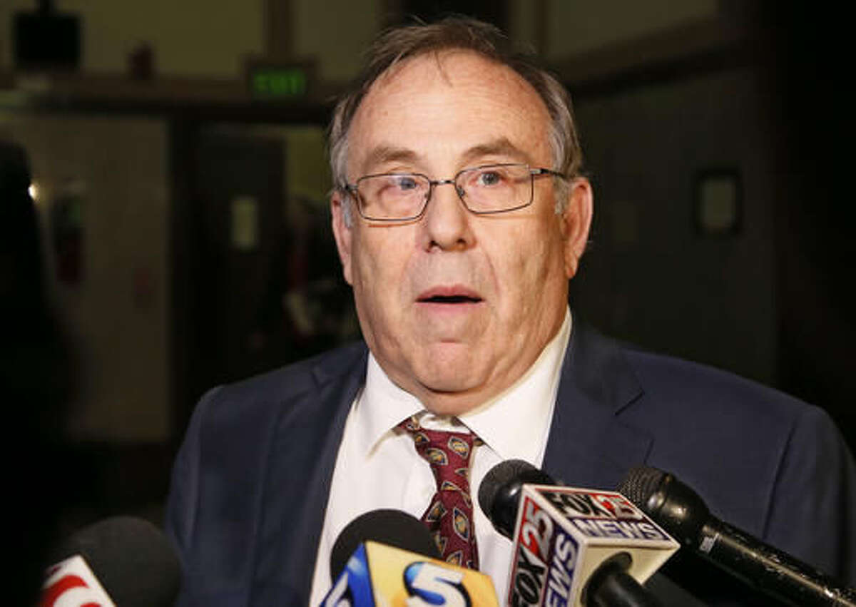 Psychiatrist: Man accused of stabbing father not competent