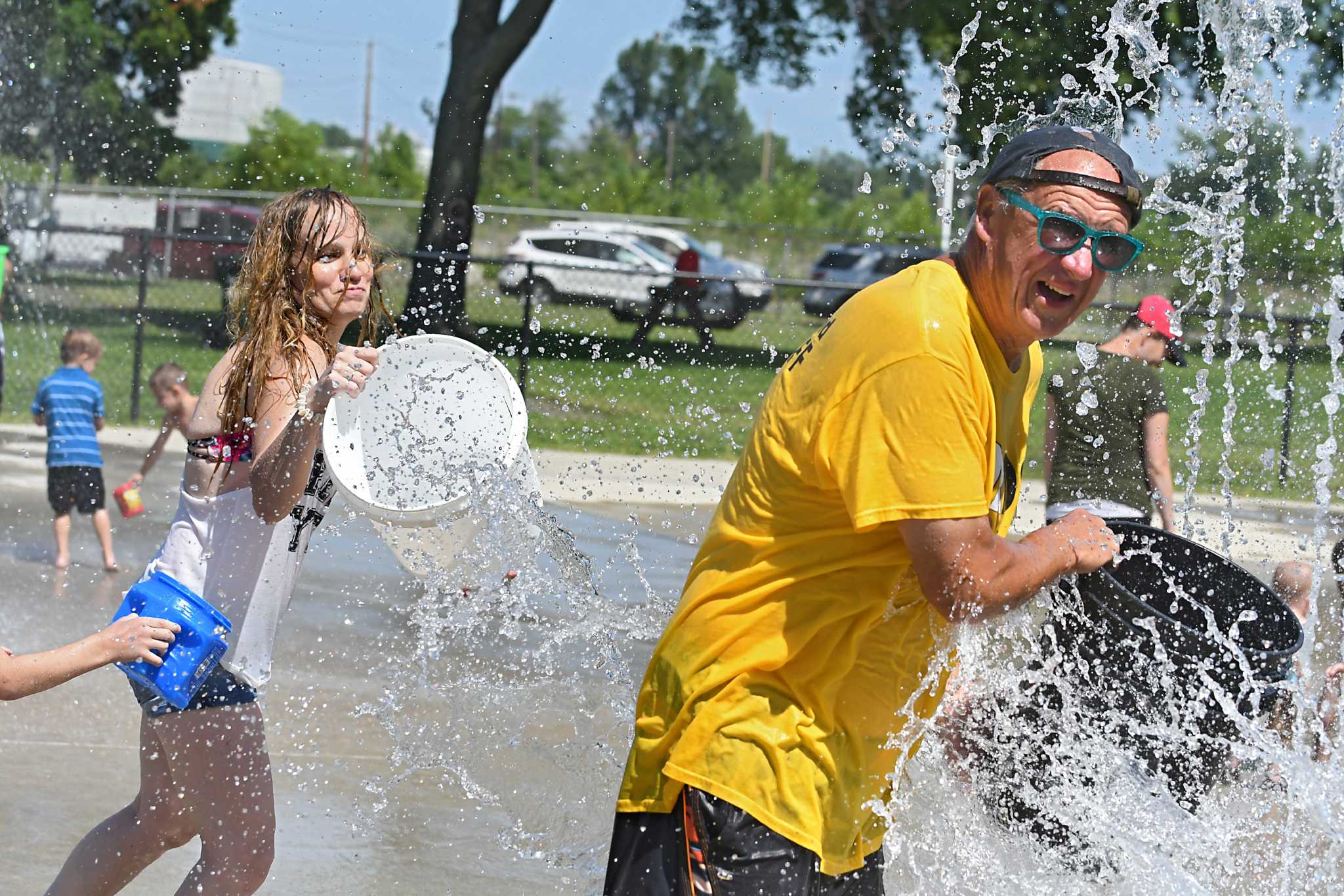 Photos: Spray play day