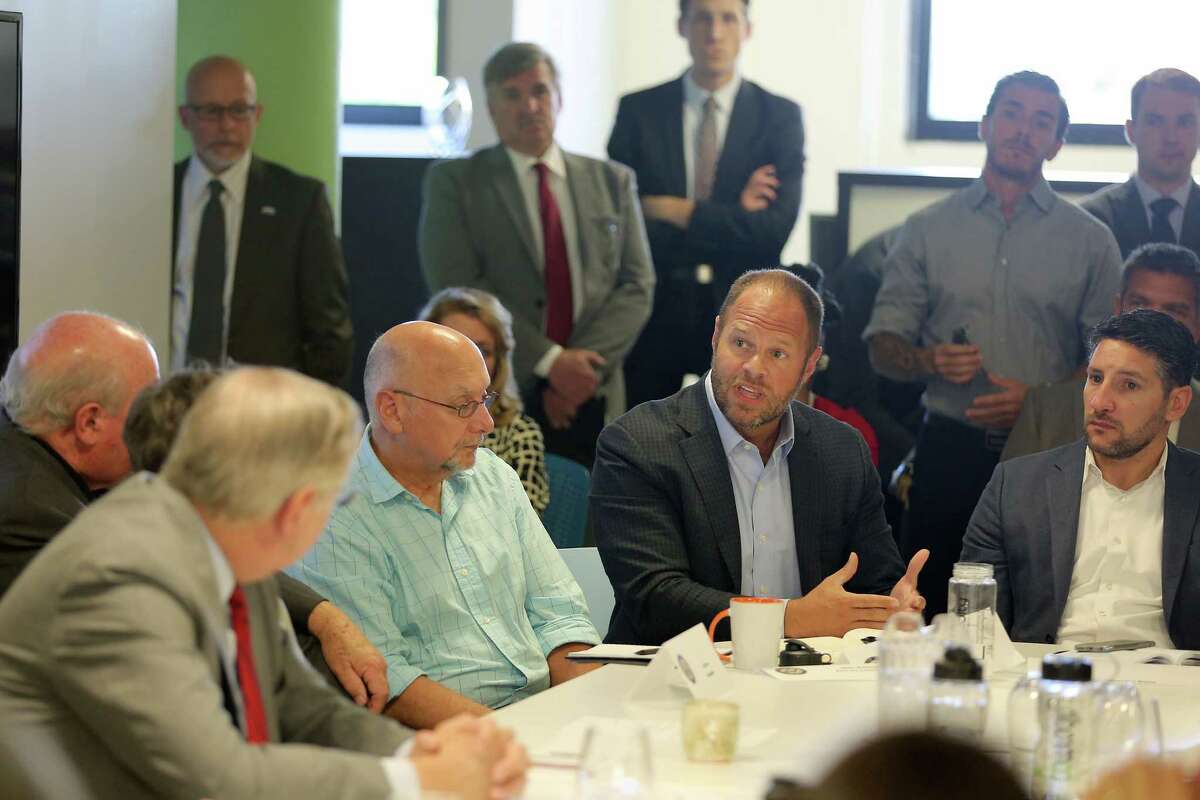Murphy hears from startups on state business difficulties