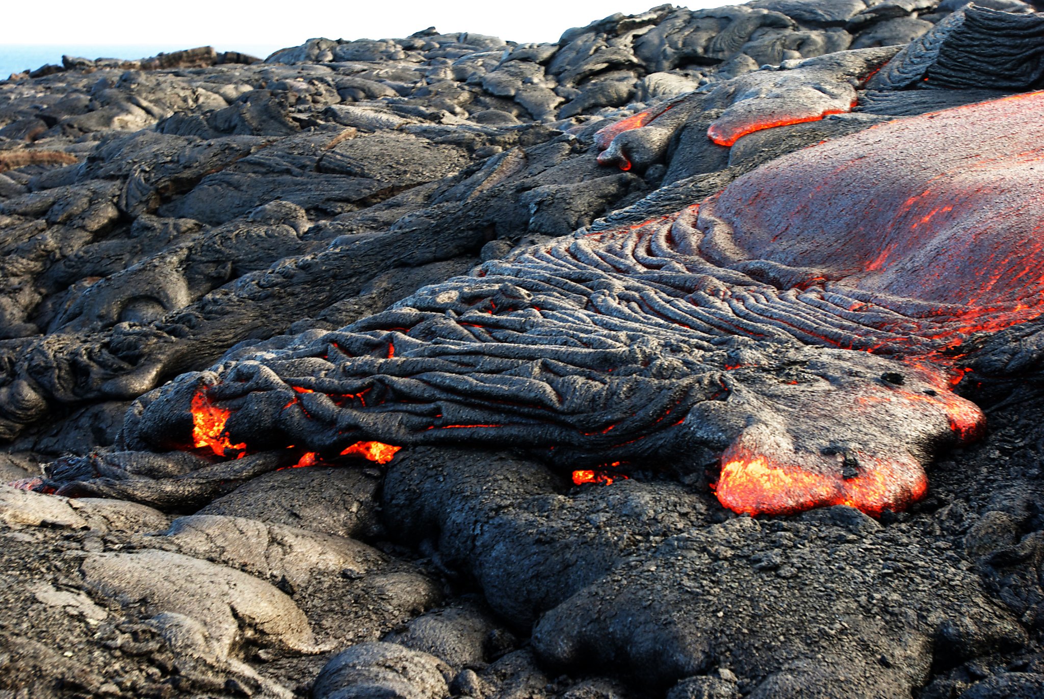 Lava meets the sea, puts on fire-spitting show in Hawaii