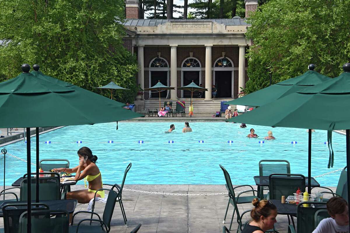Peerless Pool to close early for renovations