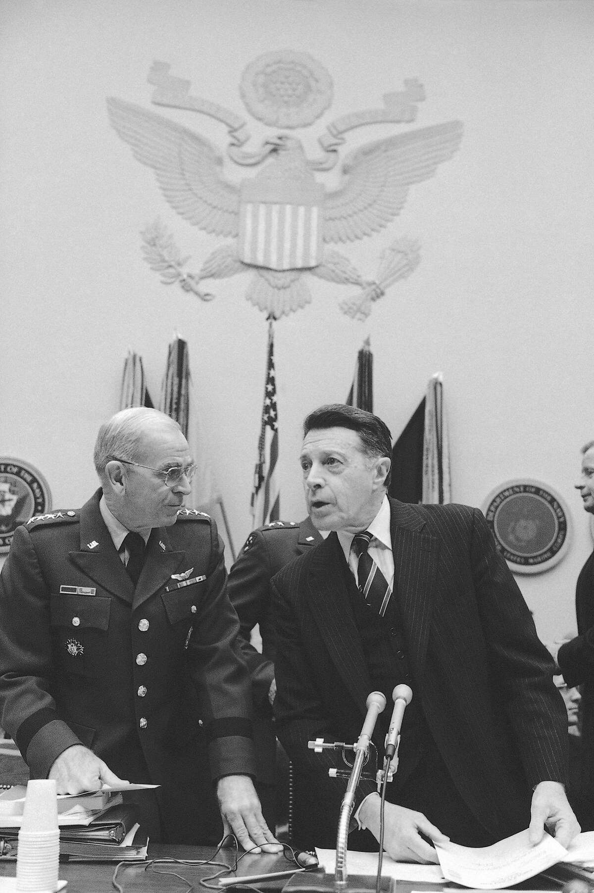 Retired Army Gen. John Vessey dies at 94