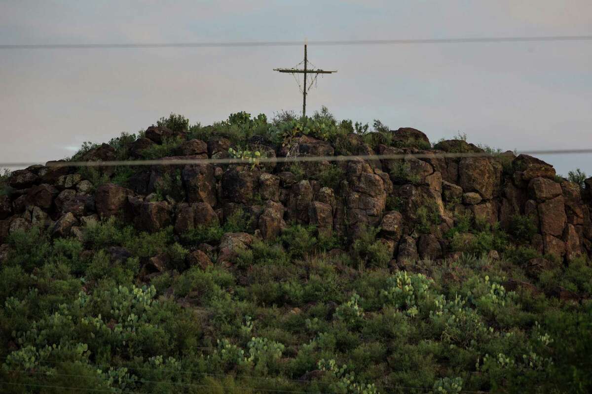 Is famous Balmorhea oasis threatened by oil drilling?