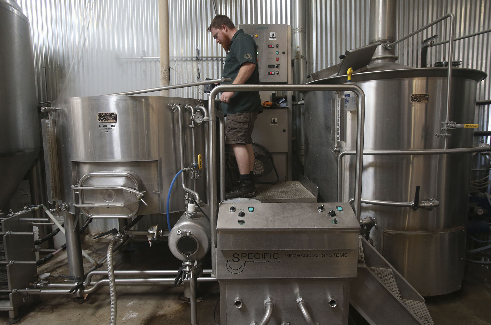 Craft beer grows in Texas, but brewers face regulatory buzzkill