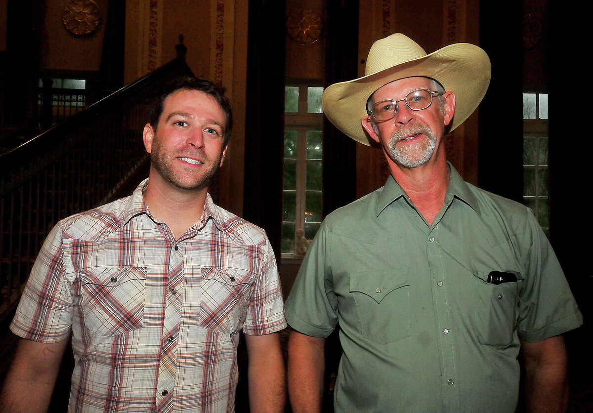 Were you 'Seen' at the Yoakam/Frehley concerts?