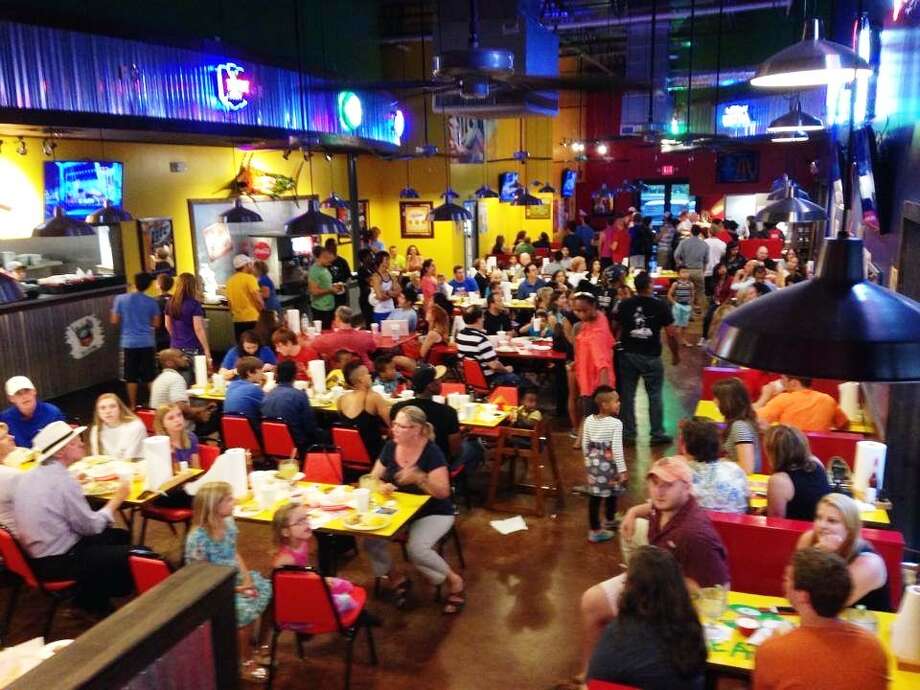 Fuzzy's Taco Shop marks League City opening - Houston Chronicle