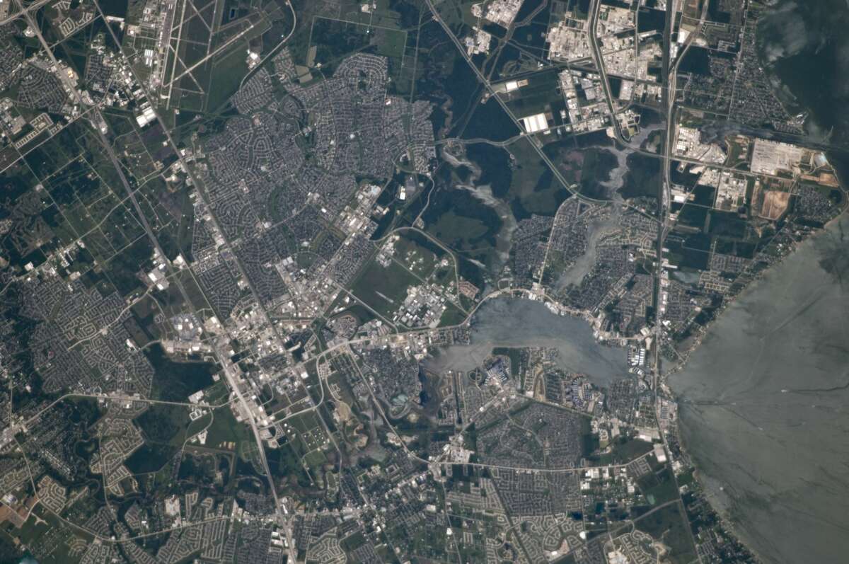New NASA images show Texas at night clearer than ever
