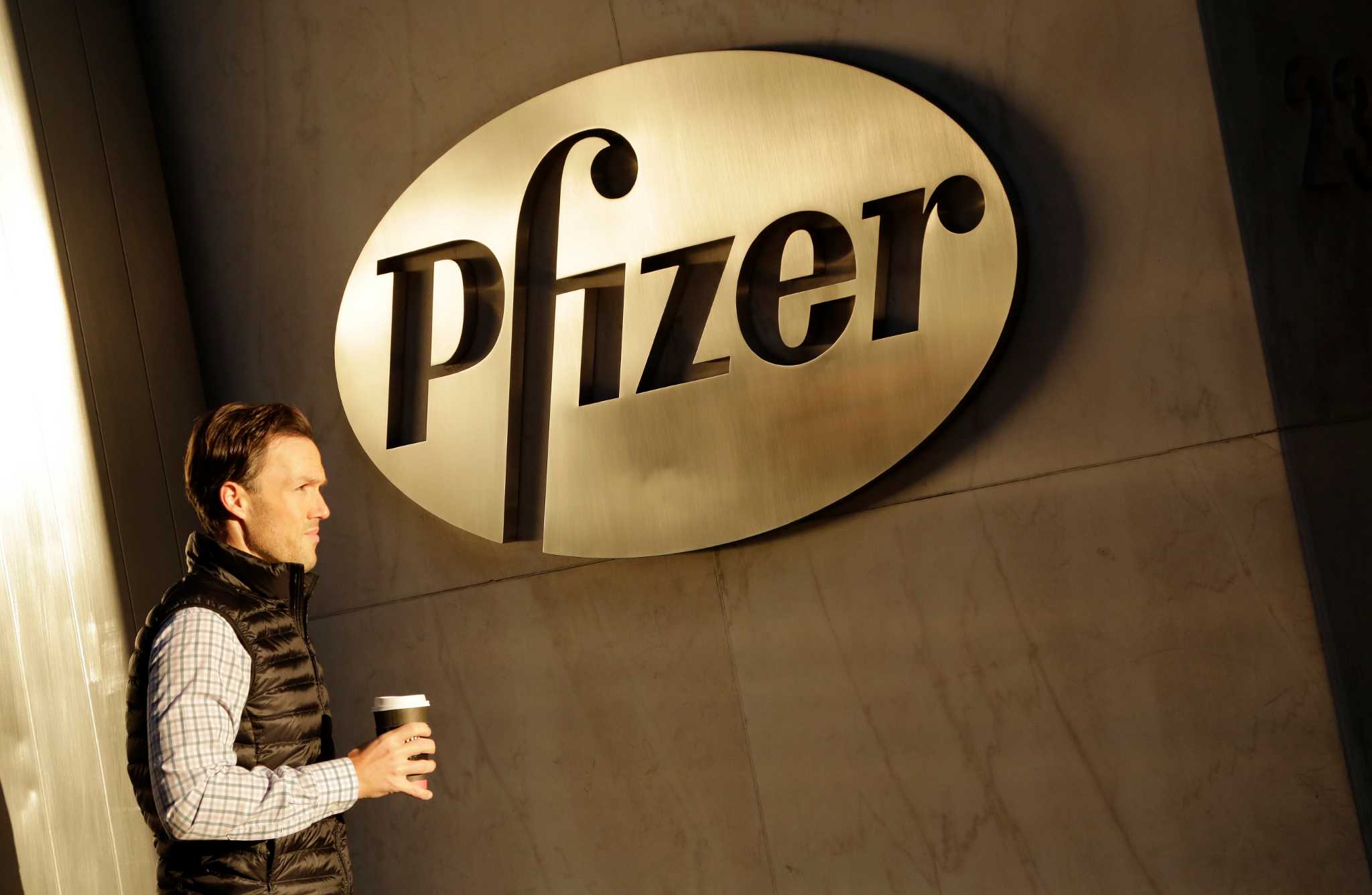 Pfizer adds cancer drug