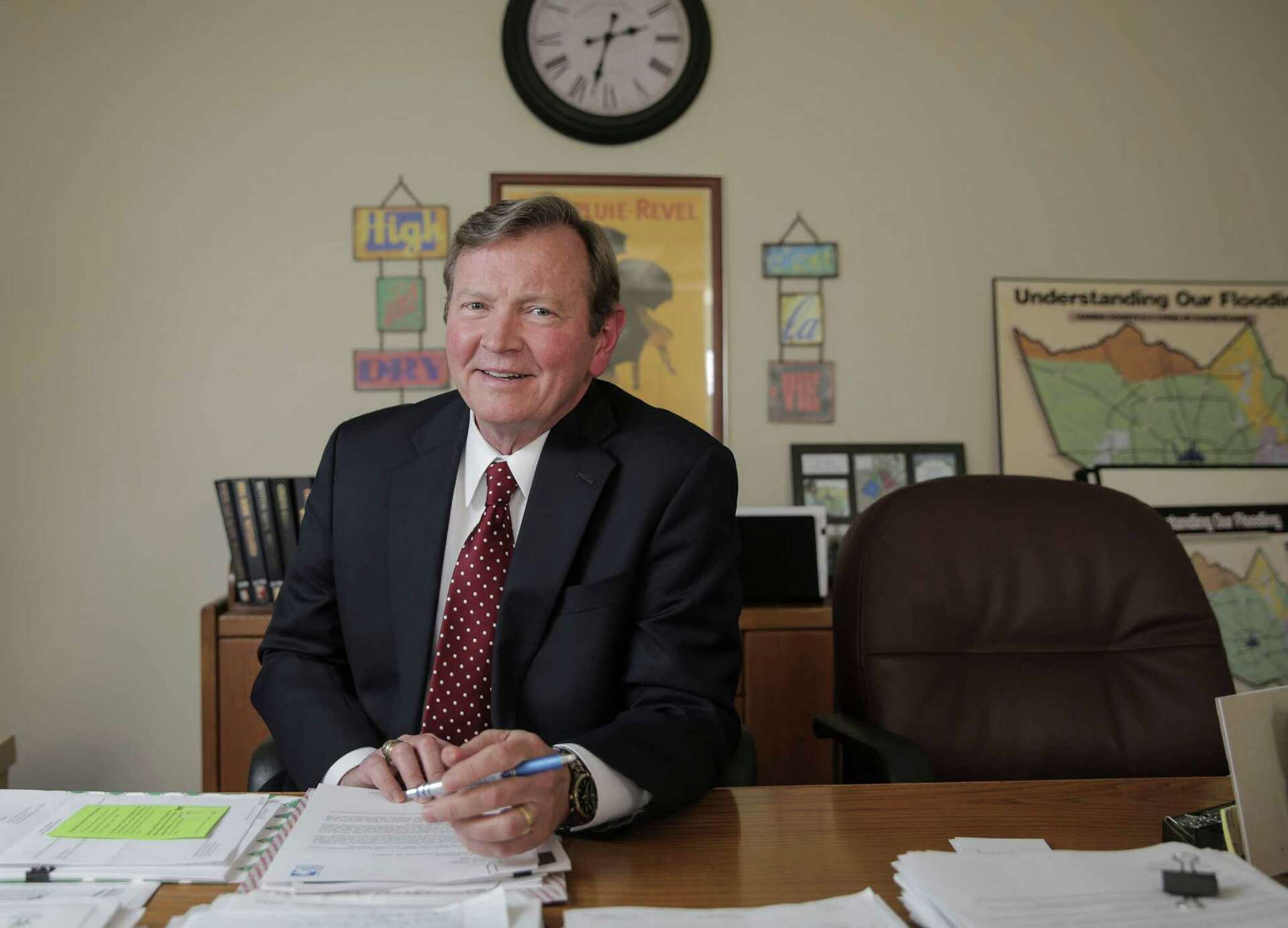 After 35 years, Mike Talbott will leave flood control as executive director