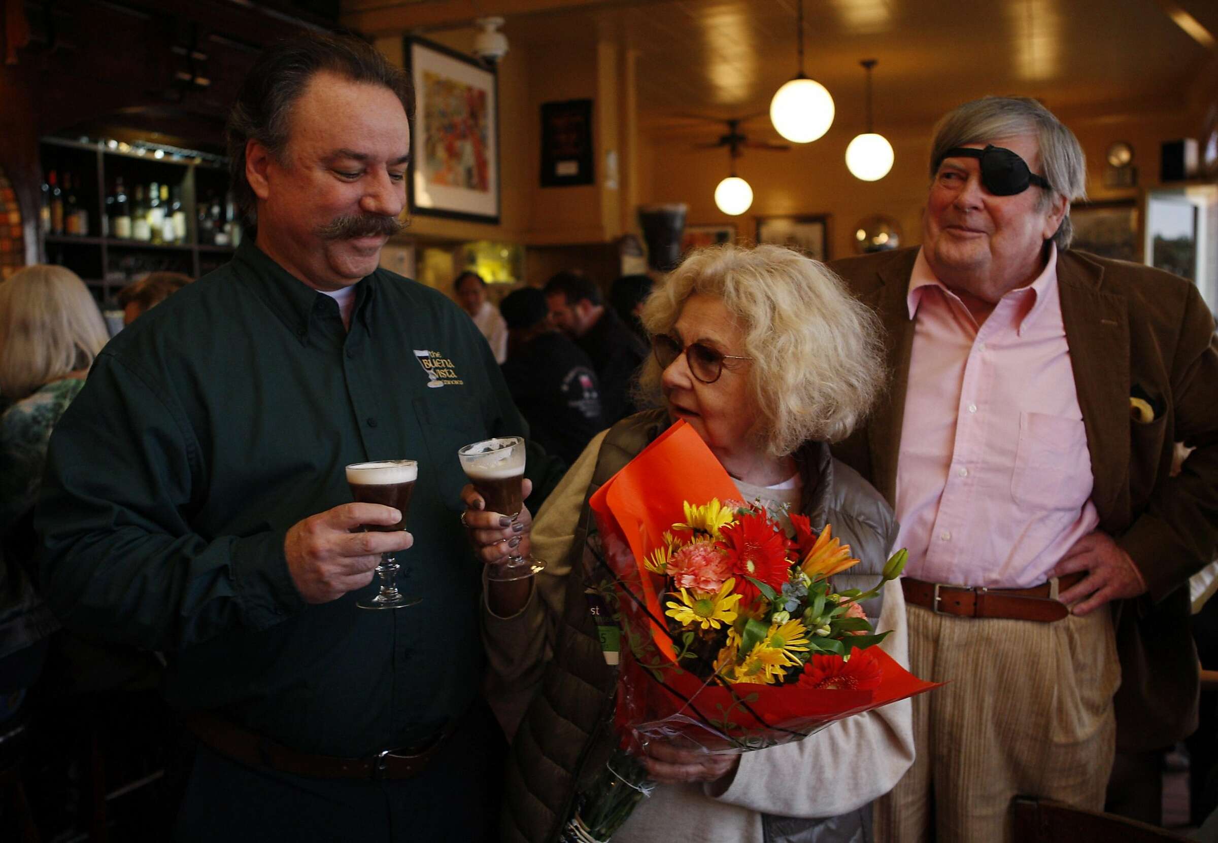 Muckraking SF journalist Warren Hinckle dies at 77