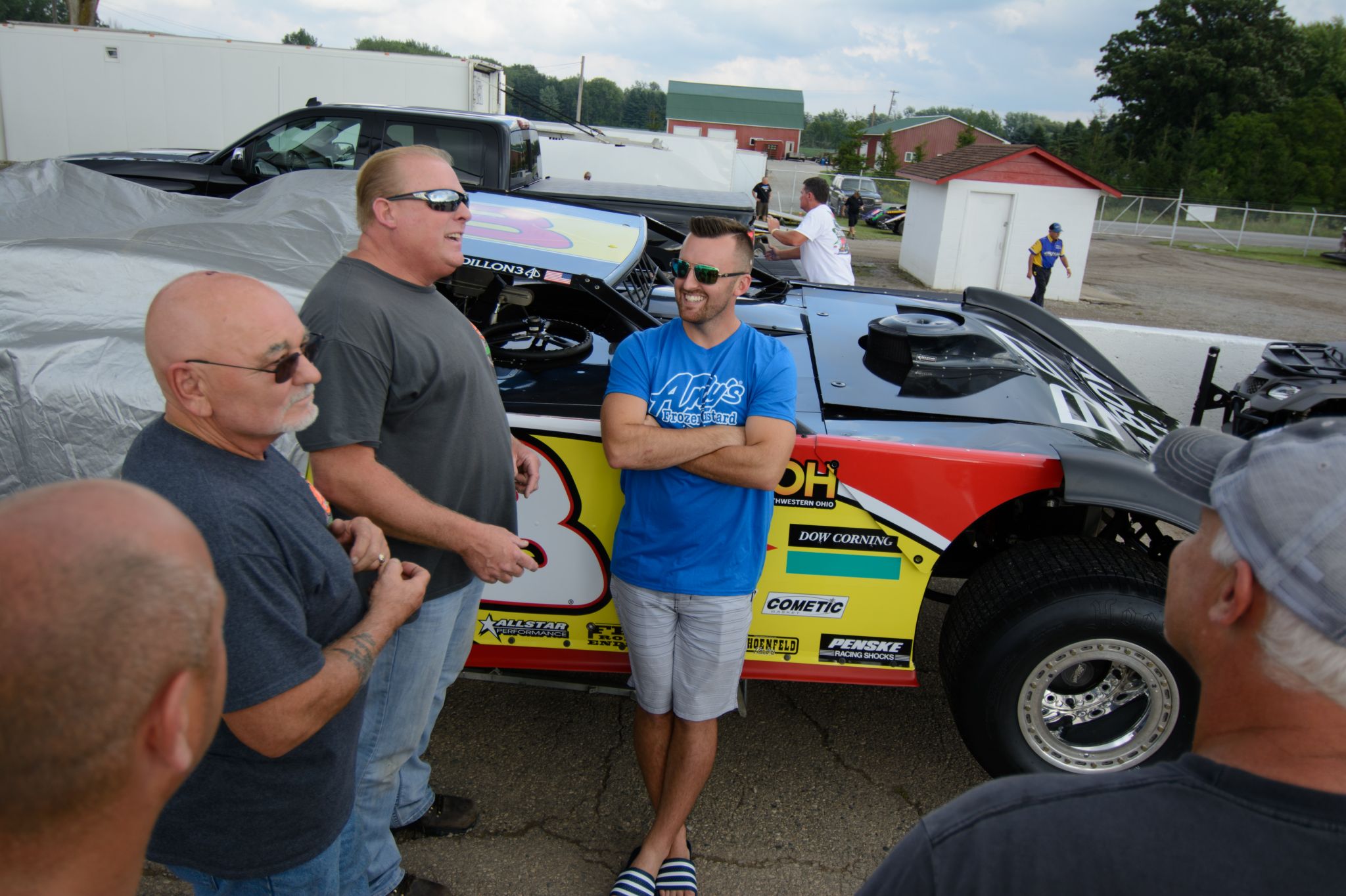 NASCAR driver Austin Dillon returns to dirt racing for a night at Tri ...