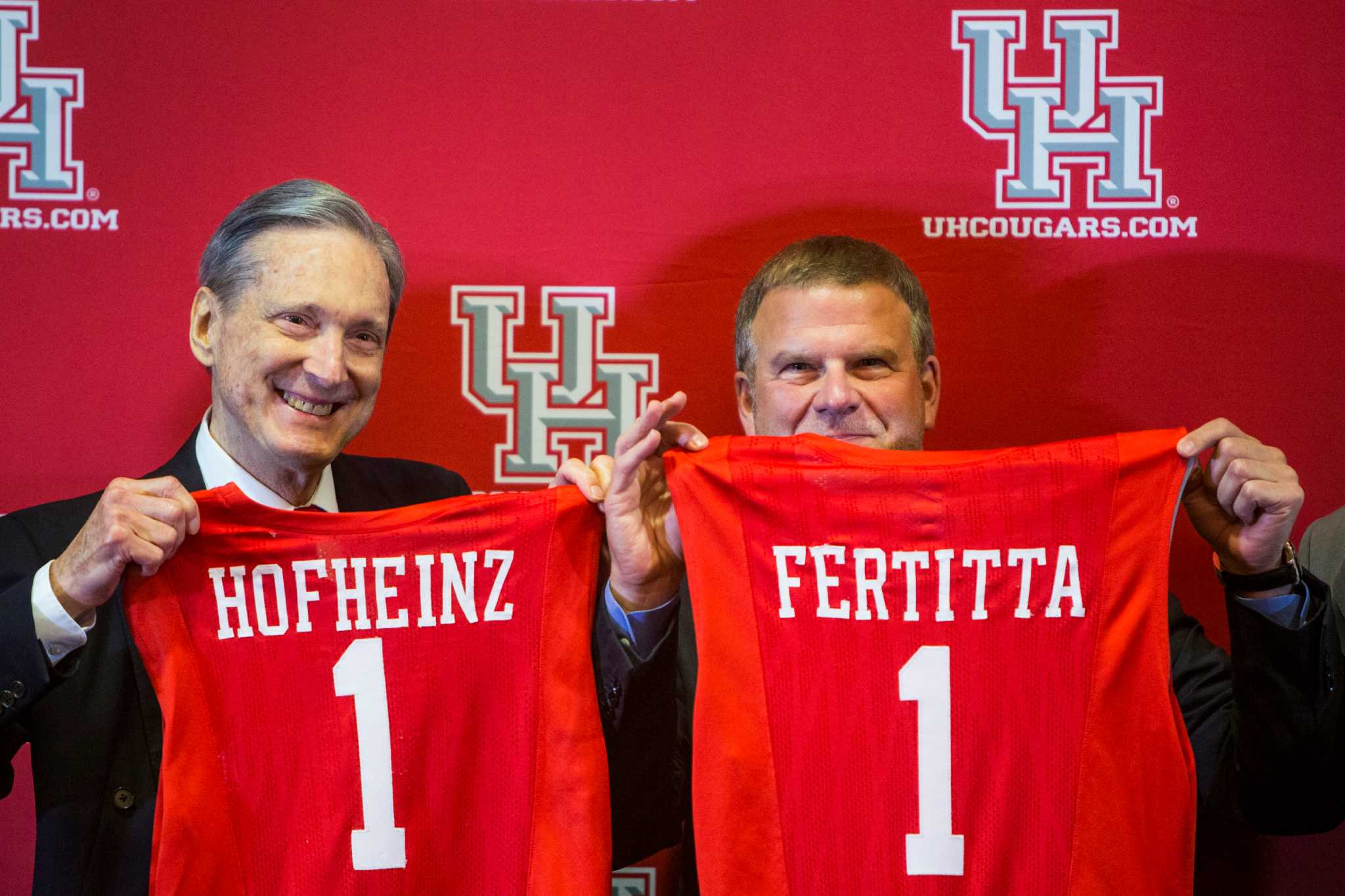 UH officials to give Hofheinz Pavilion a fond farewell Sunday