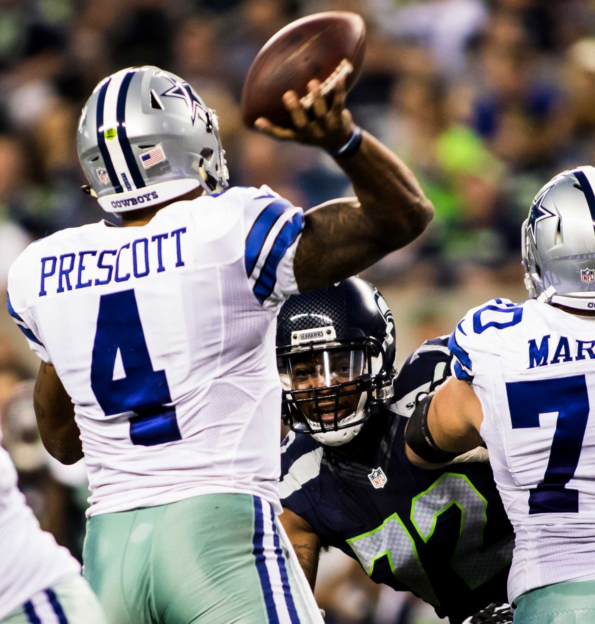 Seahawks injuries: Michael Bennett getting treatment; Jimmy Graham ...