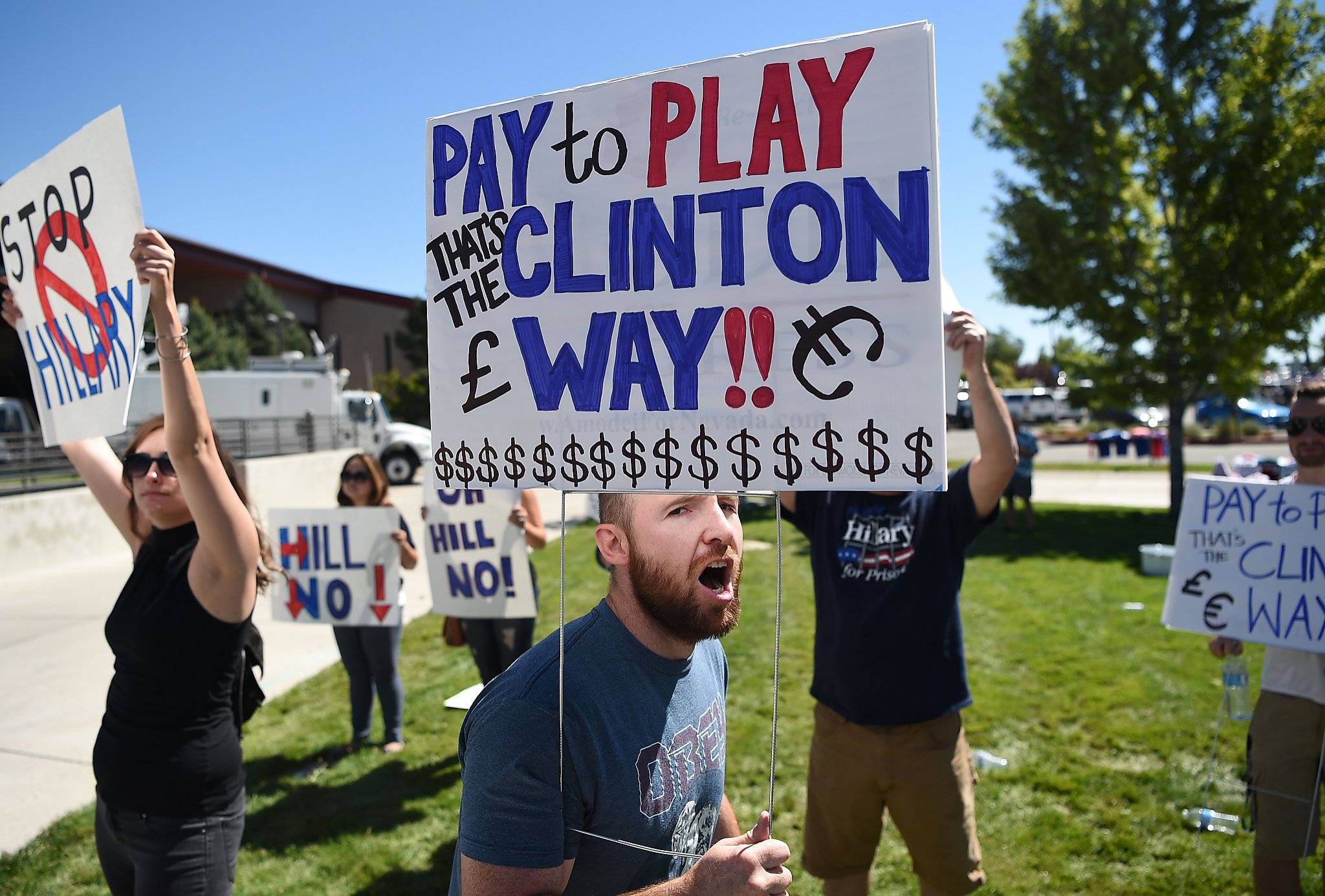Trump, Clinton place their bets in Nevada
