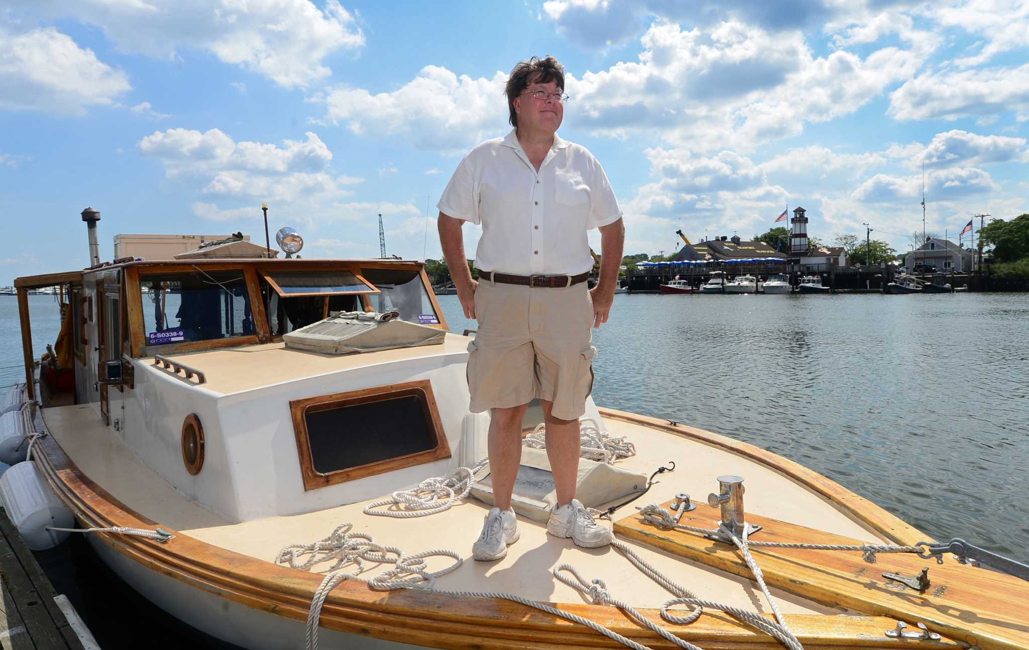 Darien man takes 1,100-mile boat trip to Lake Erie