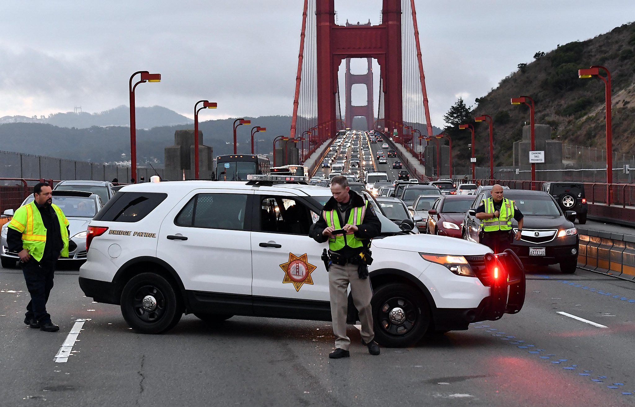 Fatal motorcycle crash closes northbound Golden Gate Bridge