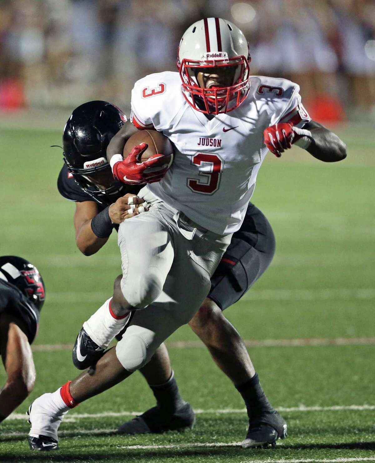 Judson blasts past Lake Travis in fourth quarter for upset