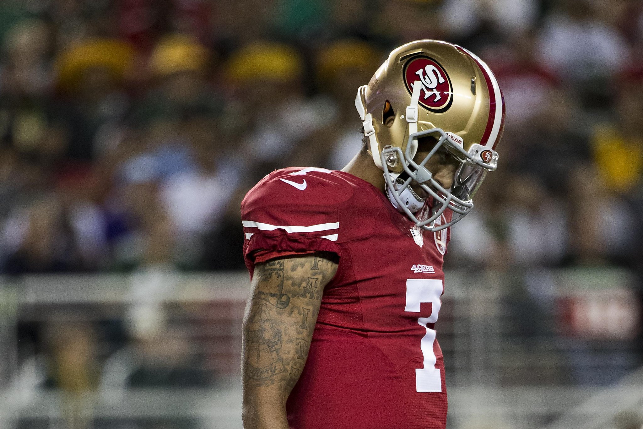 49ers’ Kaepernick explains refusal to stand for national anthem