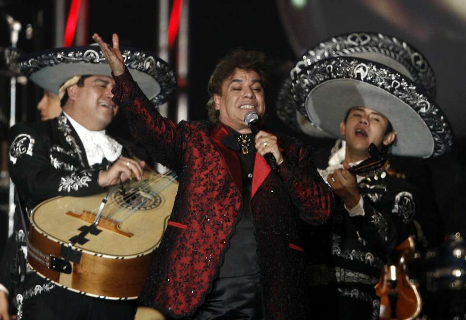 Reports: Legendary Latin singer Juan Gabriel dead