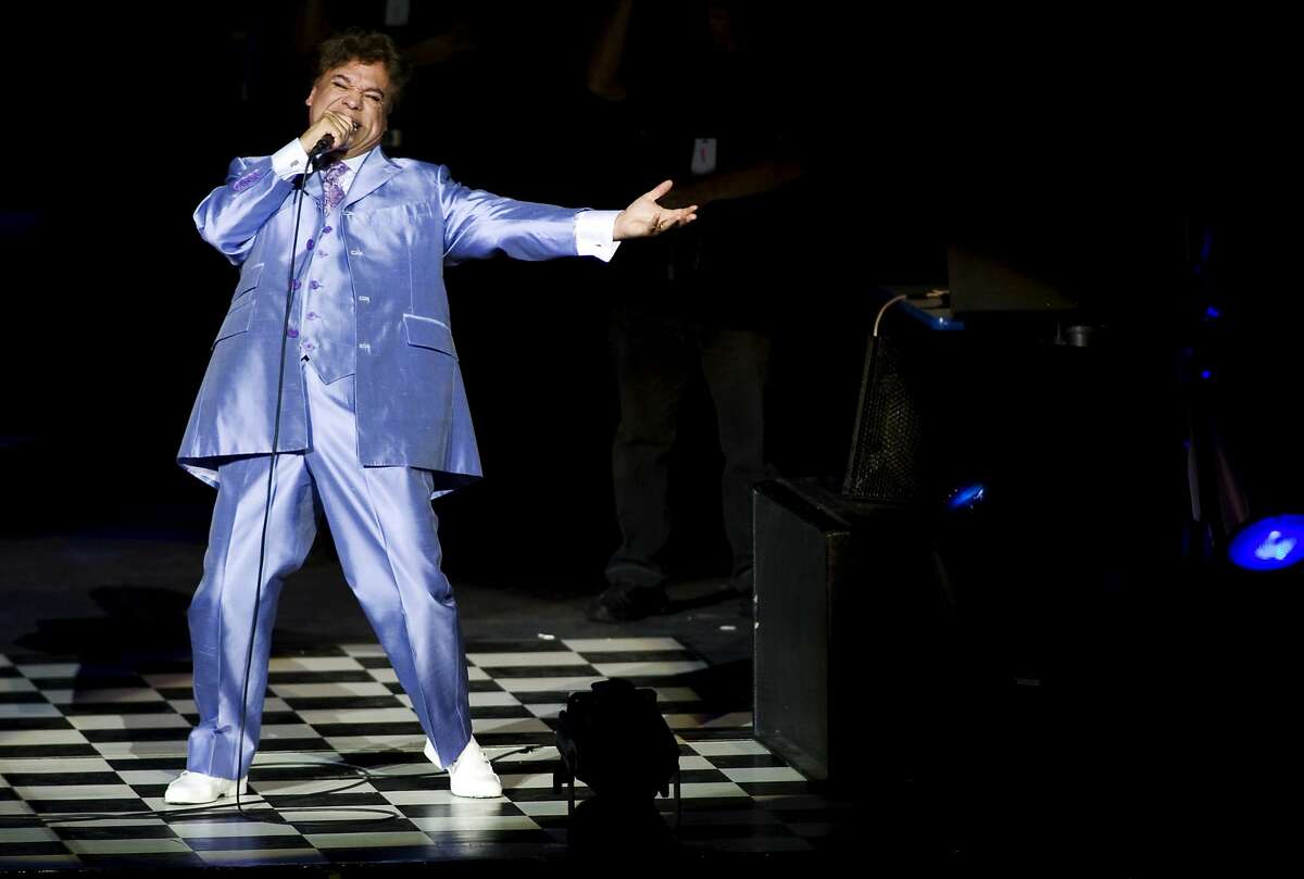Reports: Legendary Latin singer Juan Gabriel dead
