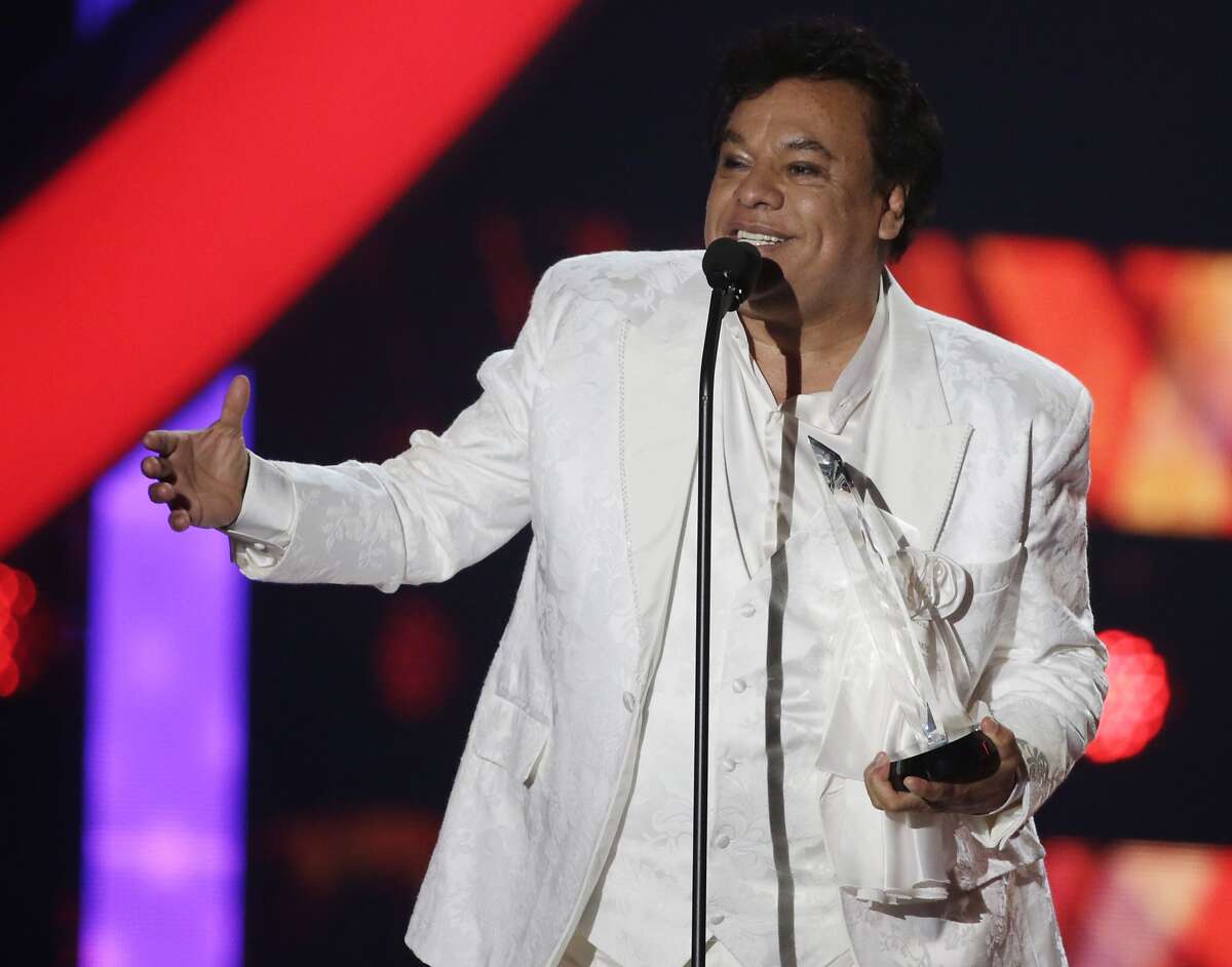 Reports: Legendary Latin singer Juan Gabriel dead
