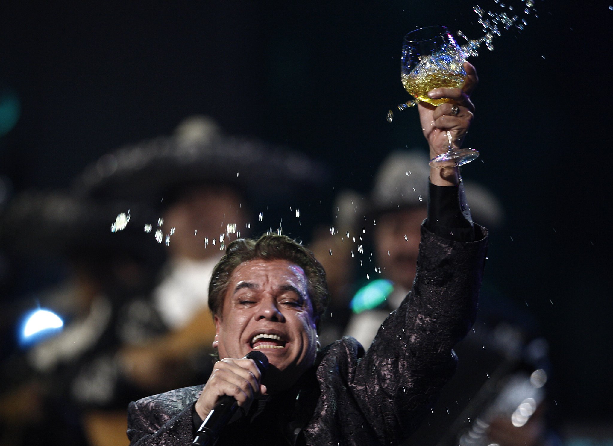 The 'Mexican Liberace,' legendary singer and songwriter Juan Gabriel ...