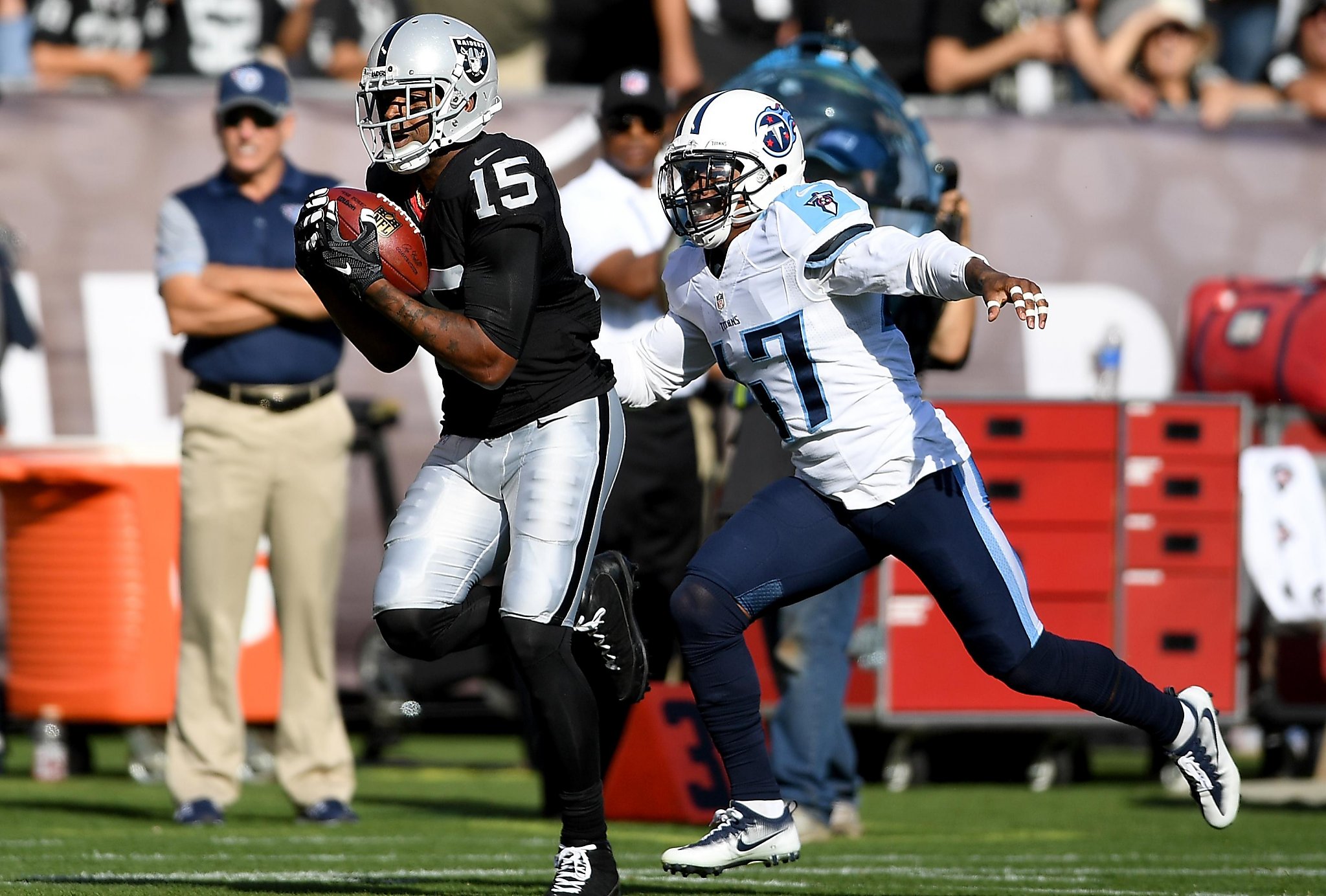 Crabtree says practice paying off for Raiders’ passing game