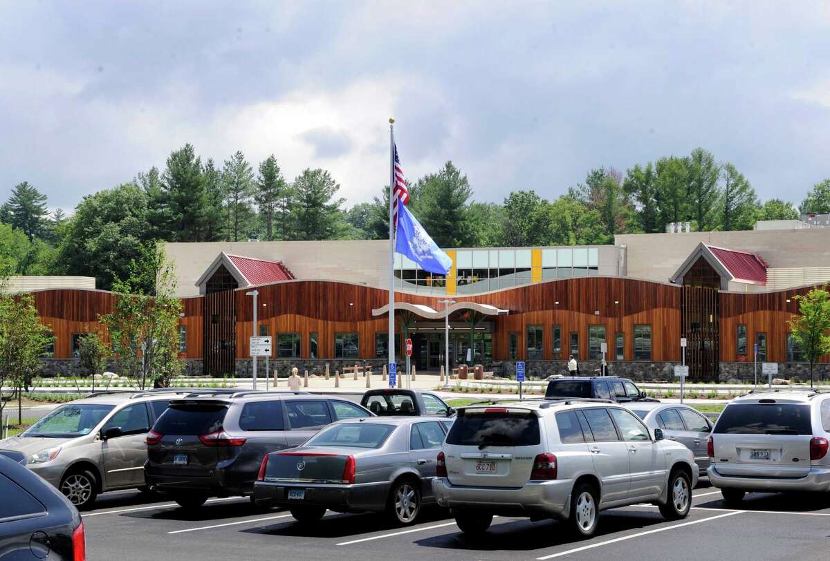Students welcomed ‘home’ to new Sandy Hook Elementary School