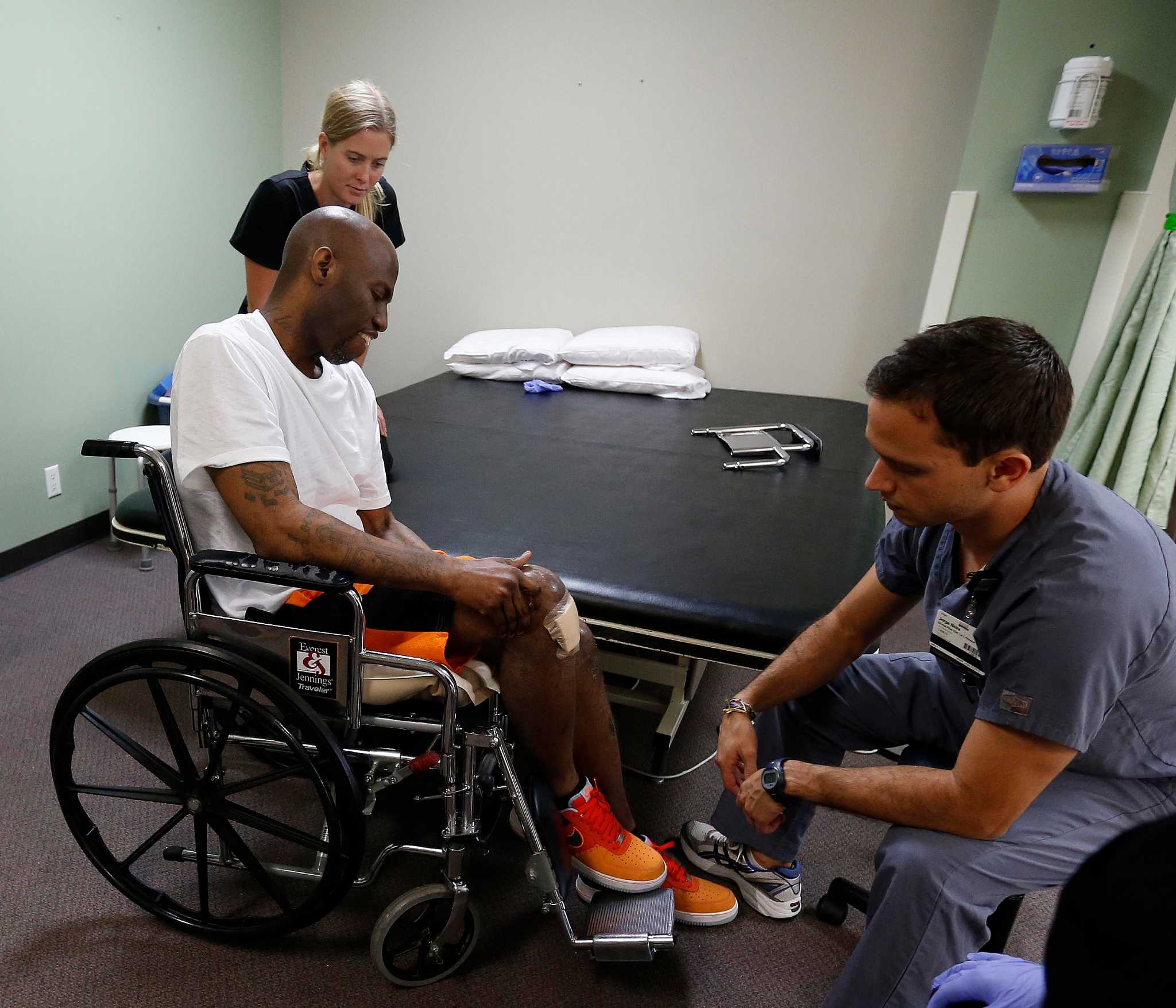 Former inmate says medical care withheld at Waller County Jail where ...